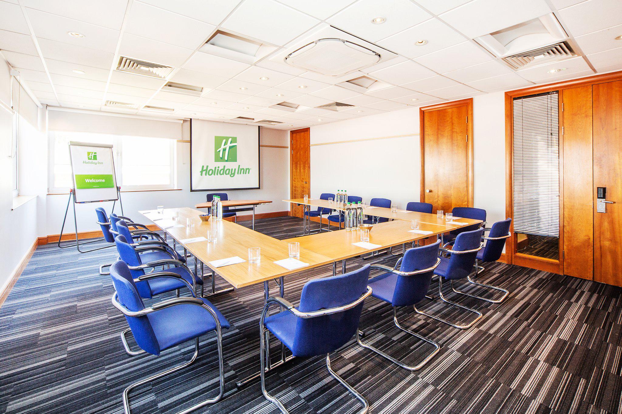 Holiday Inn Reading-South M4, Jct.11, An Ihg Hotel - Hotels in Reading ...