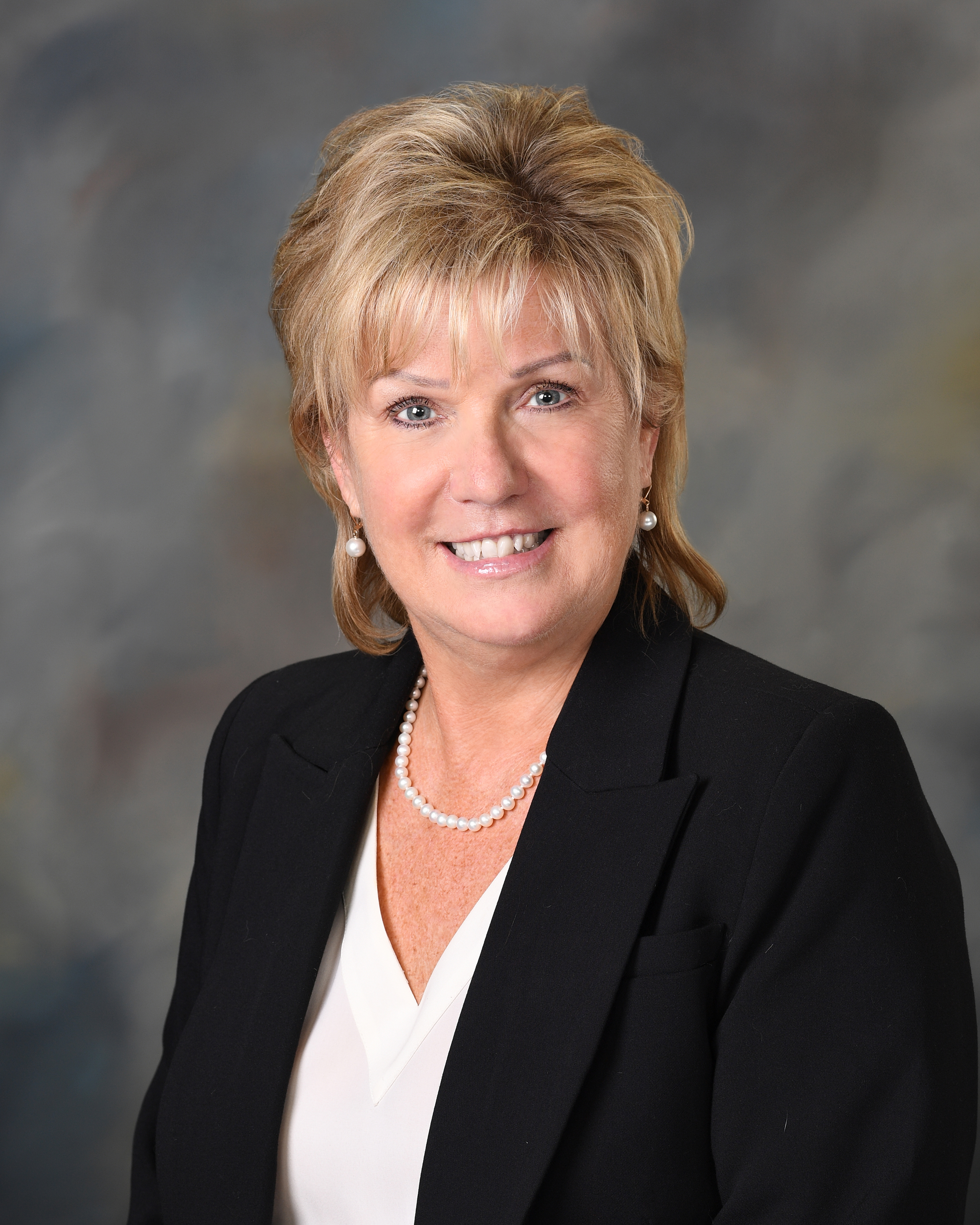 Karen Segesto - Financial Advisor in Canfield, OH 44406 | Merrill