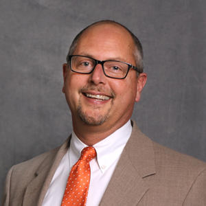 Dr. Chad Carlson, Sports Medicine | West Des Moines, IA | WebMD