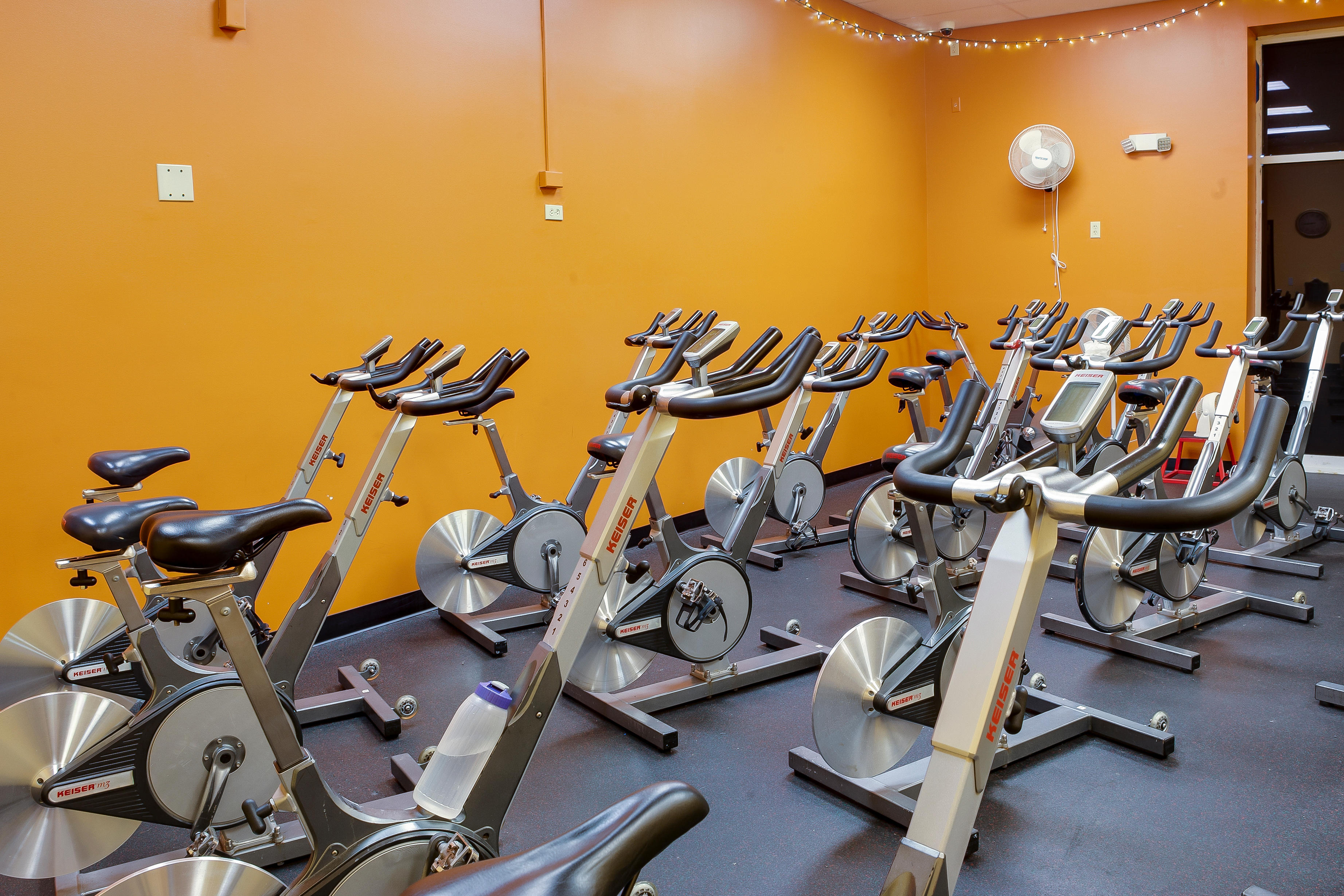 The Zoo Health Club, 377 S Willow St, Manchester Commons Shopping Ctr ...