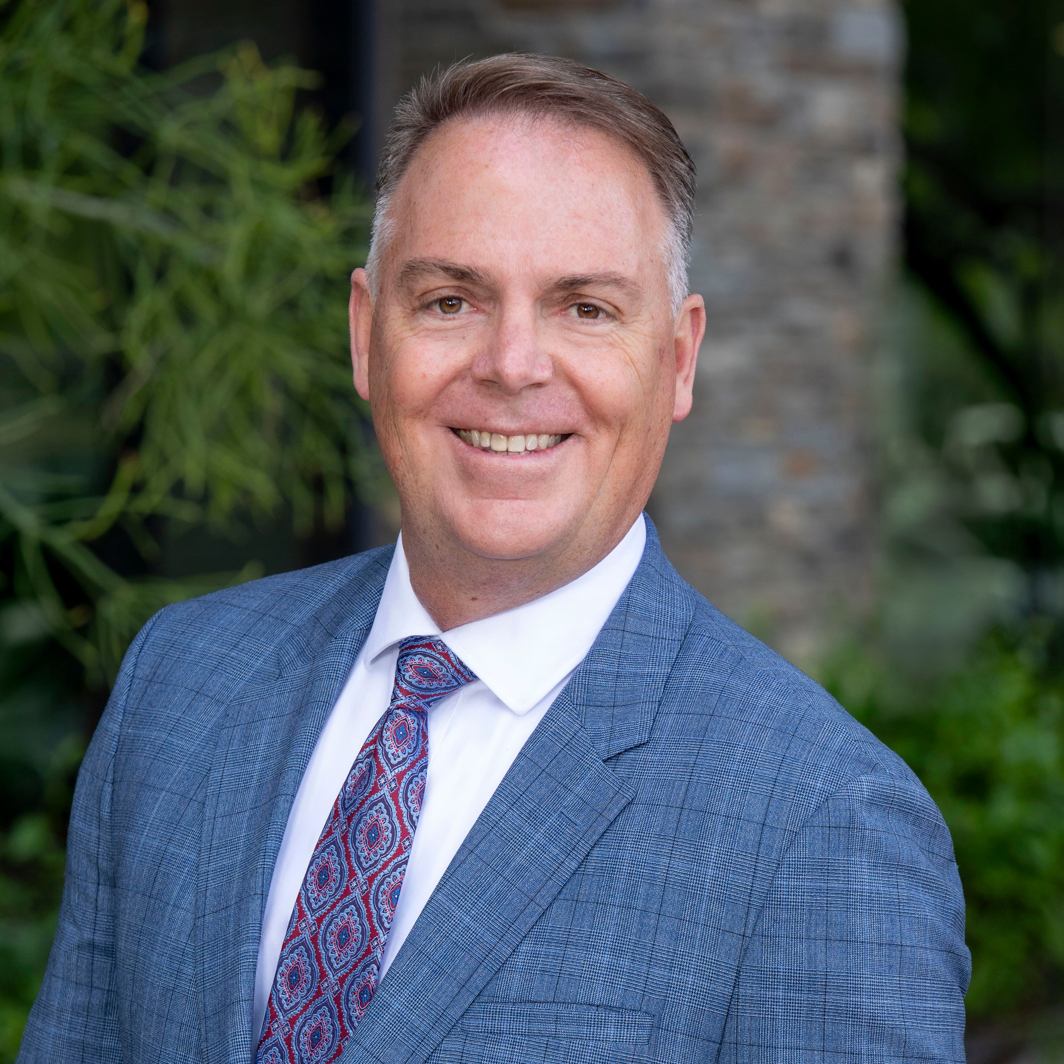 Christopher Downs - Financial Advisor in Gilbert, AZ 85297 | Merrill