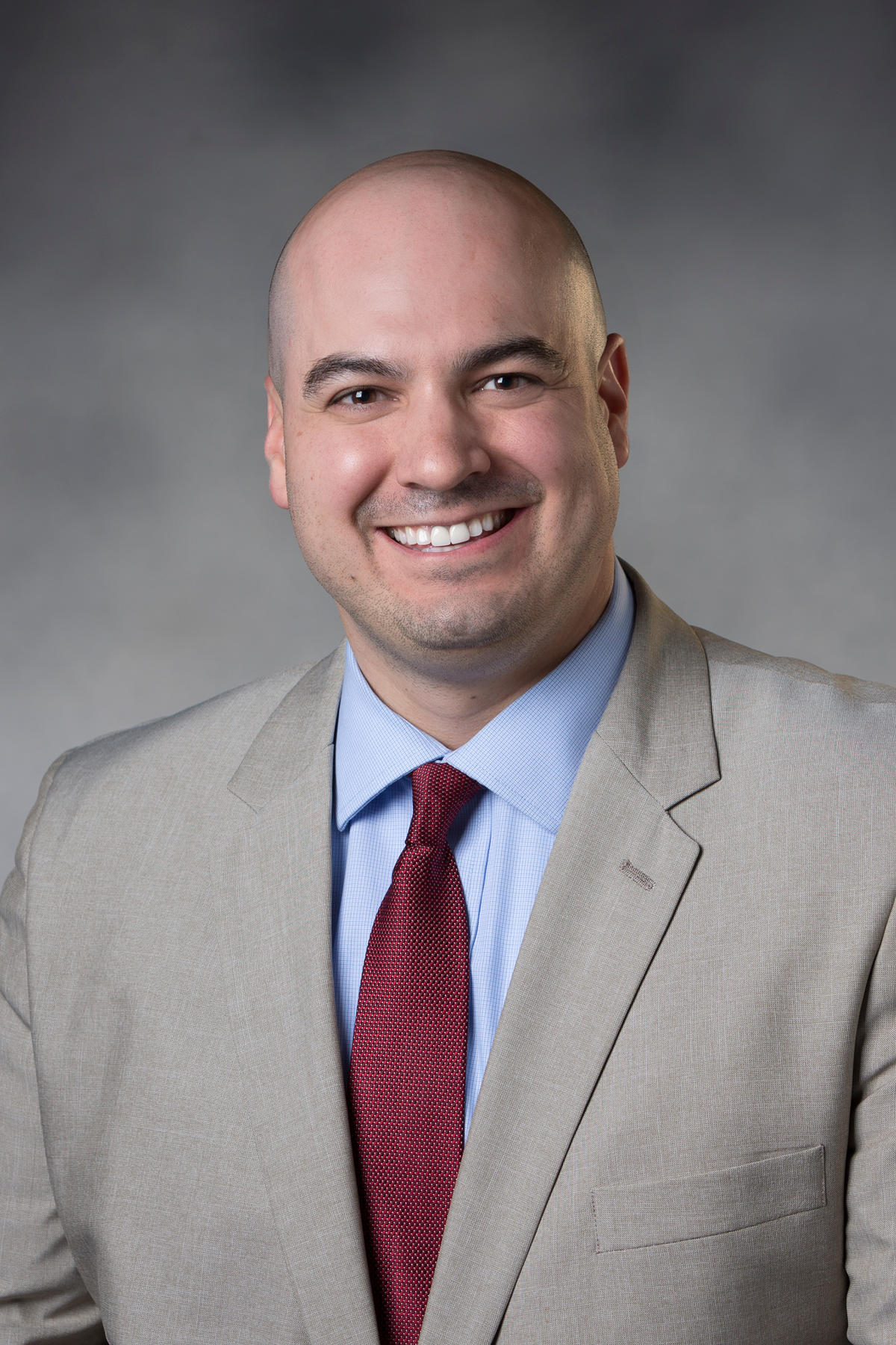 Roberto Fernandez, DO, MPH | Duluth, MN | Oncologist