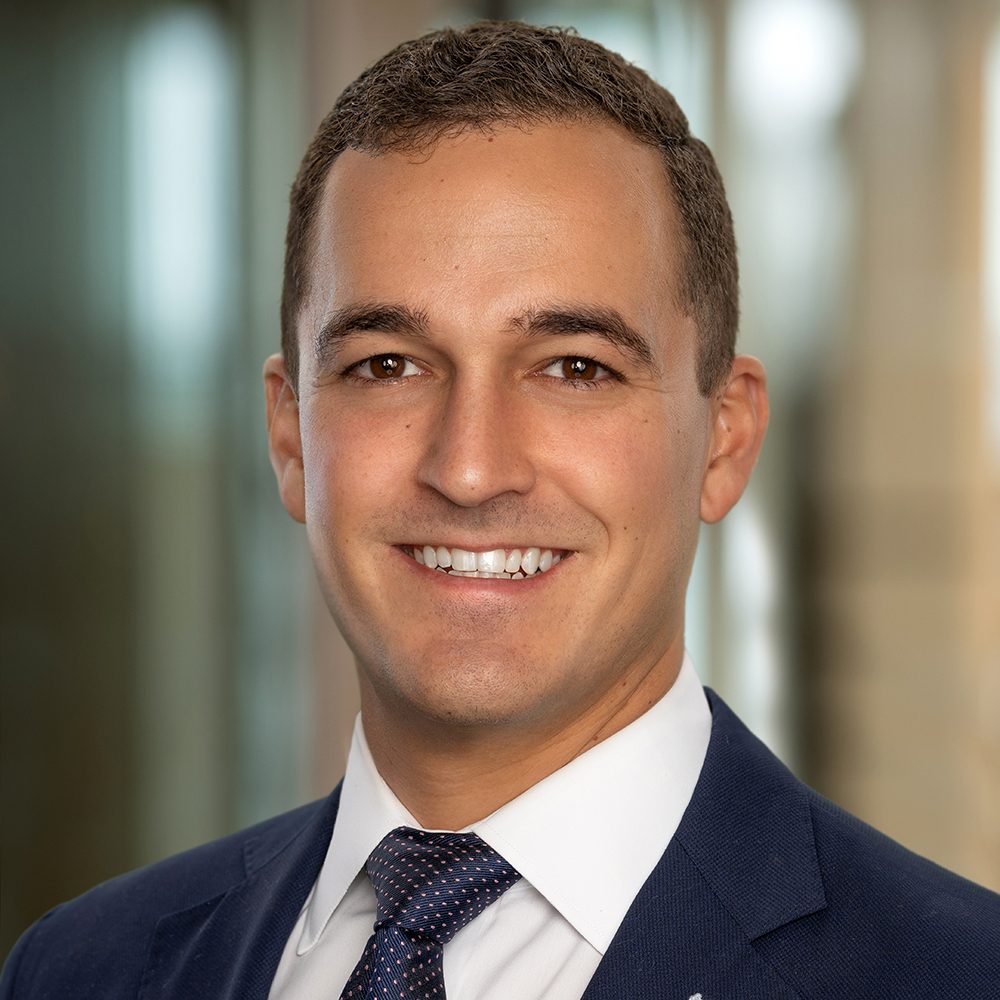 Brett Mizzi - Financial Advisor in Dearborn, MI 48126 | Merrill