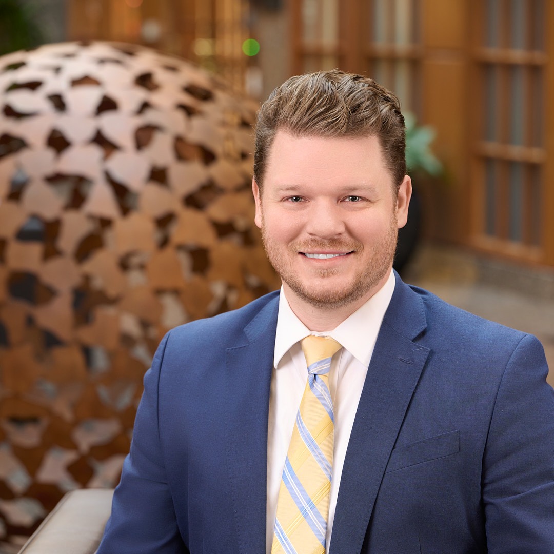 Leeland Runestad -- Merrill Financial Solutions Advisor -- Merrill