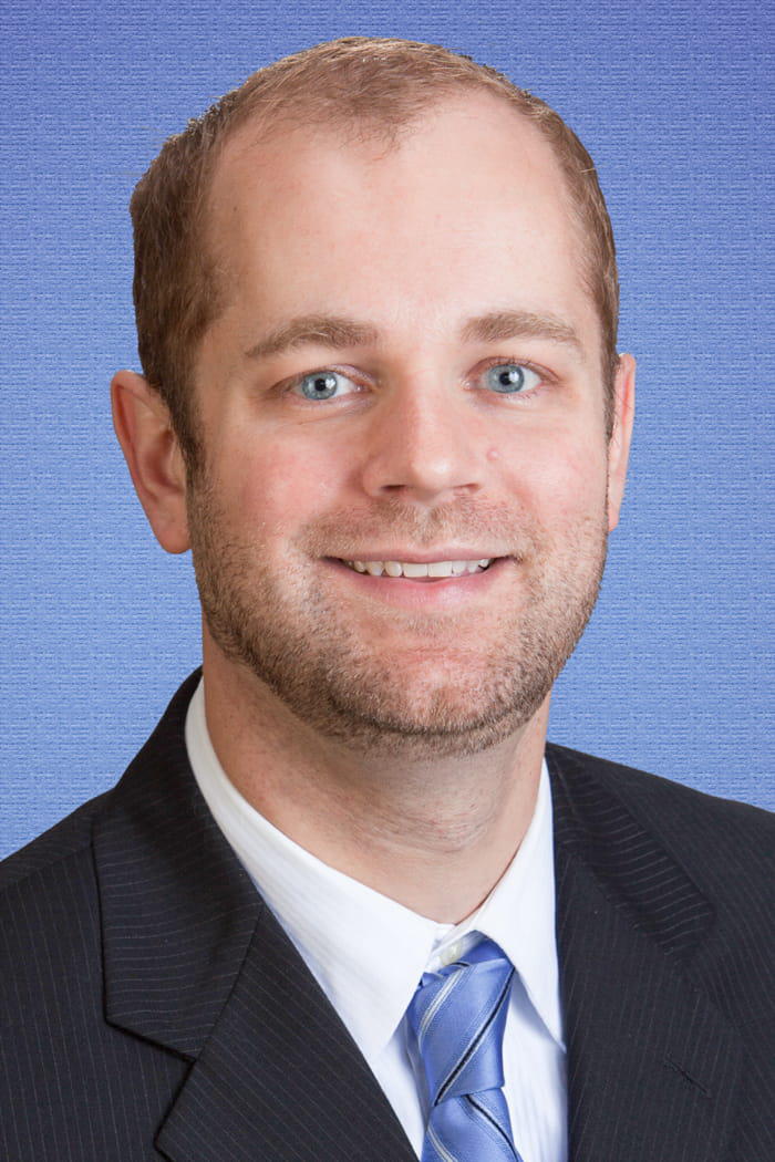 Dr. Ryan Connell, MD, Oncology | Rochester, NY | WebMD