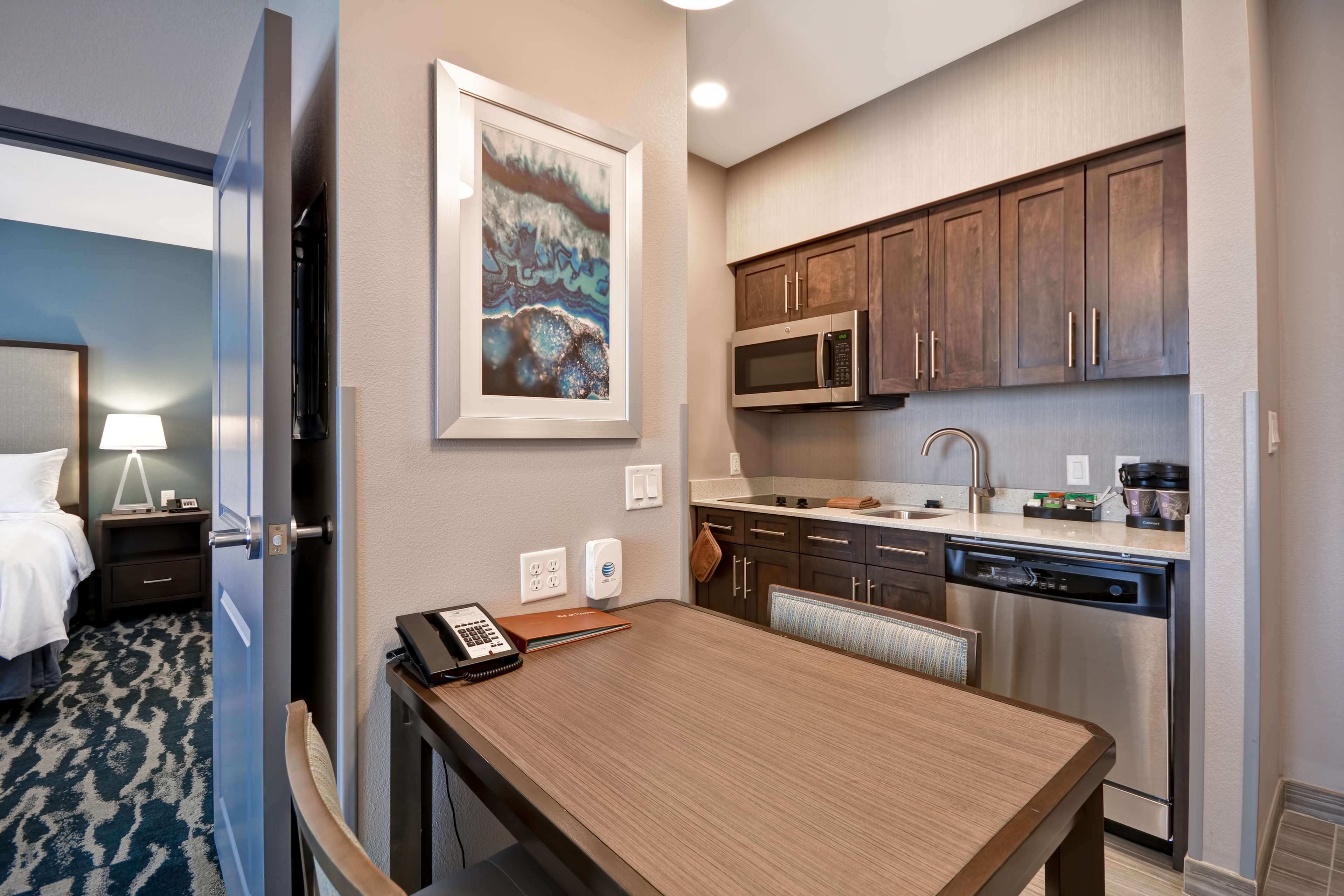 Homewood Suites by Hilton Conroe, 3000 Interstate 45 North, Conroe, TX ...