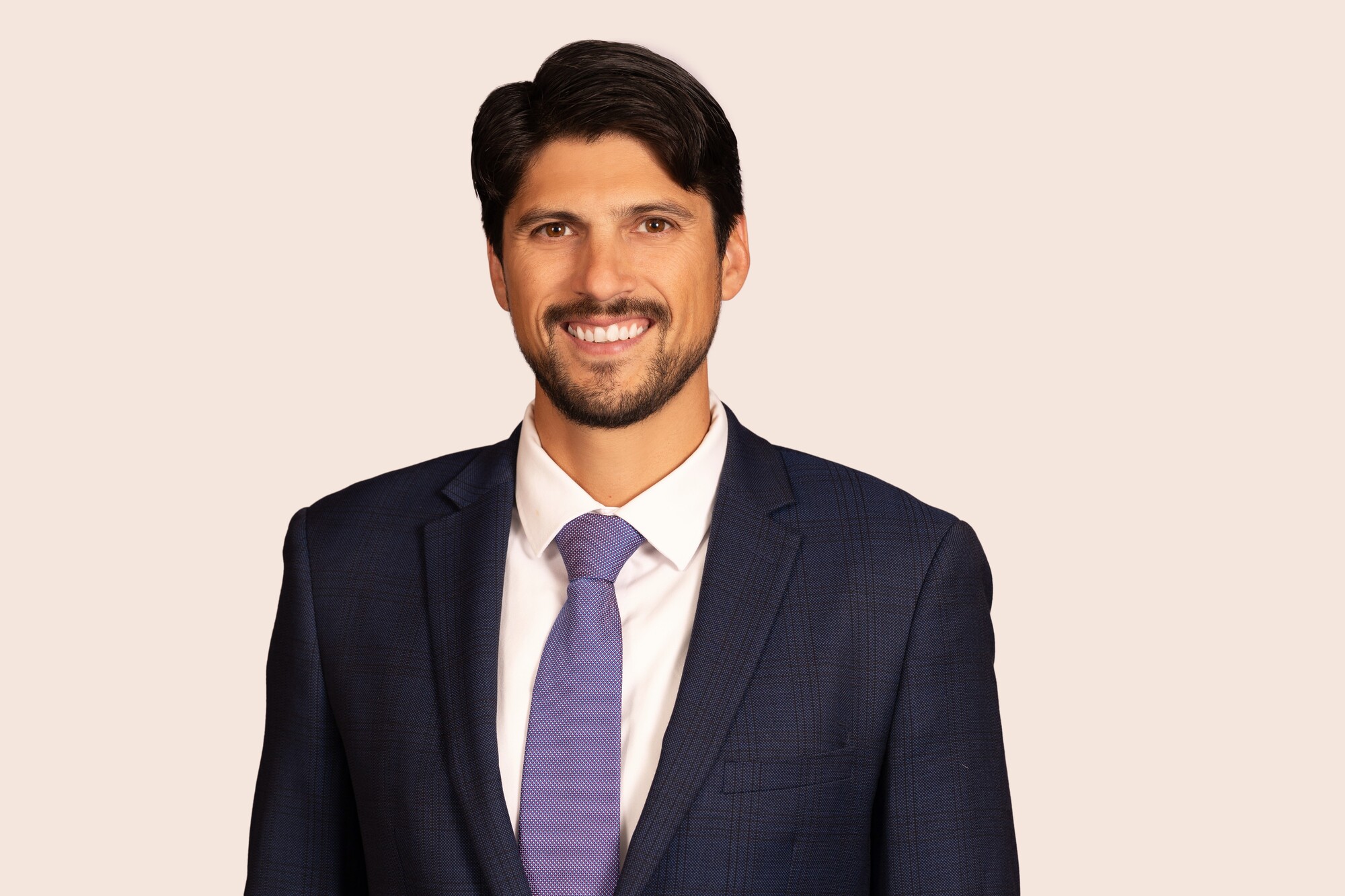 Christopher Castro - Financial Advisor in San Francisco, CA 94104 | Merrill