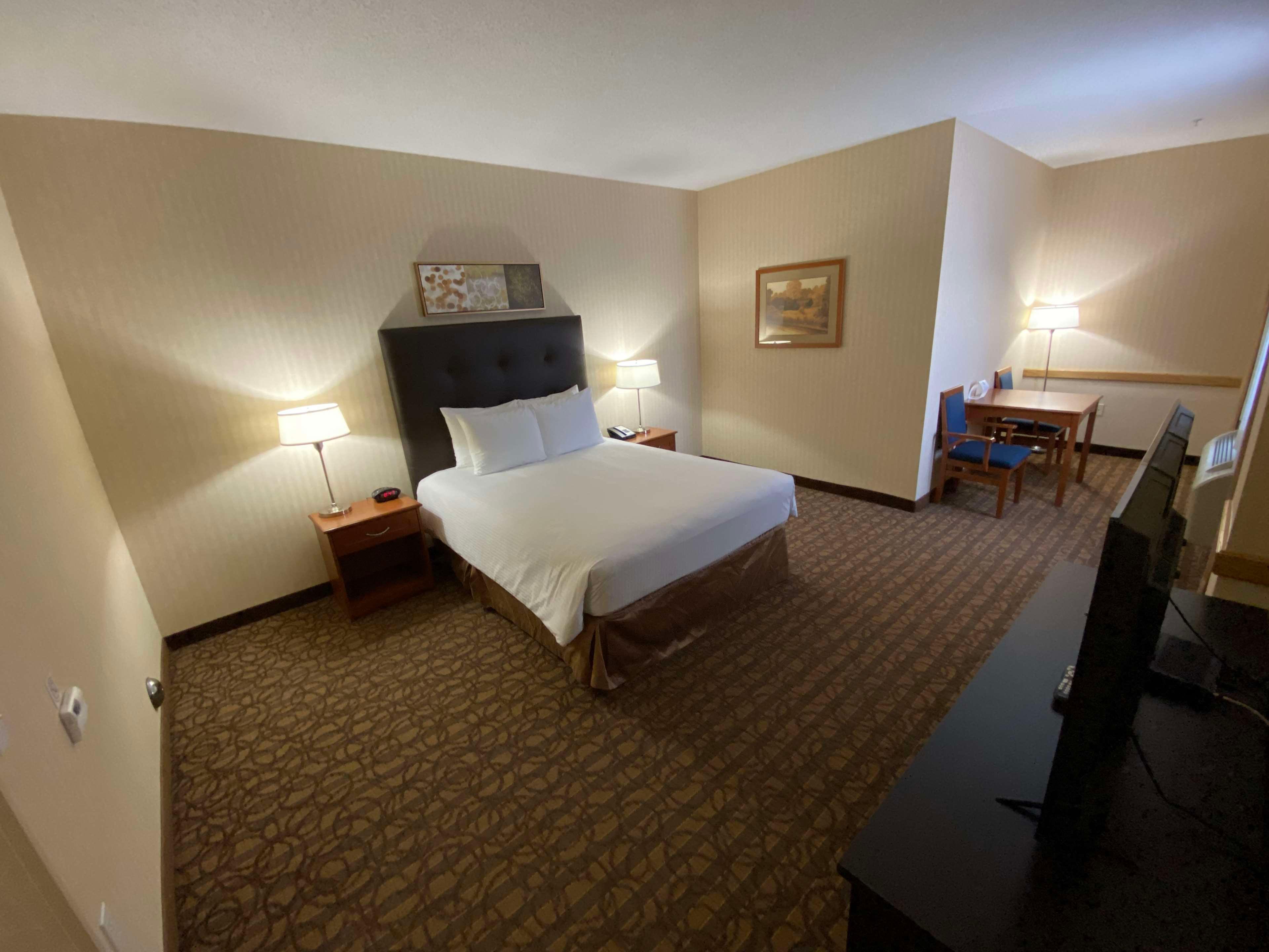Best Western Cold Lake Inn, Cold Lake AB | Ourbis
