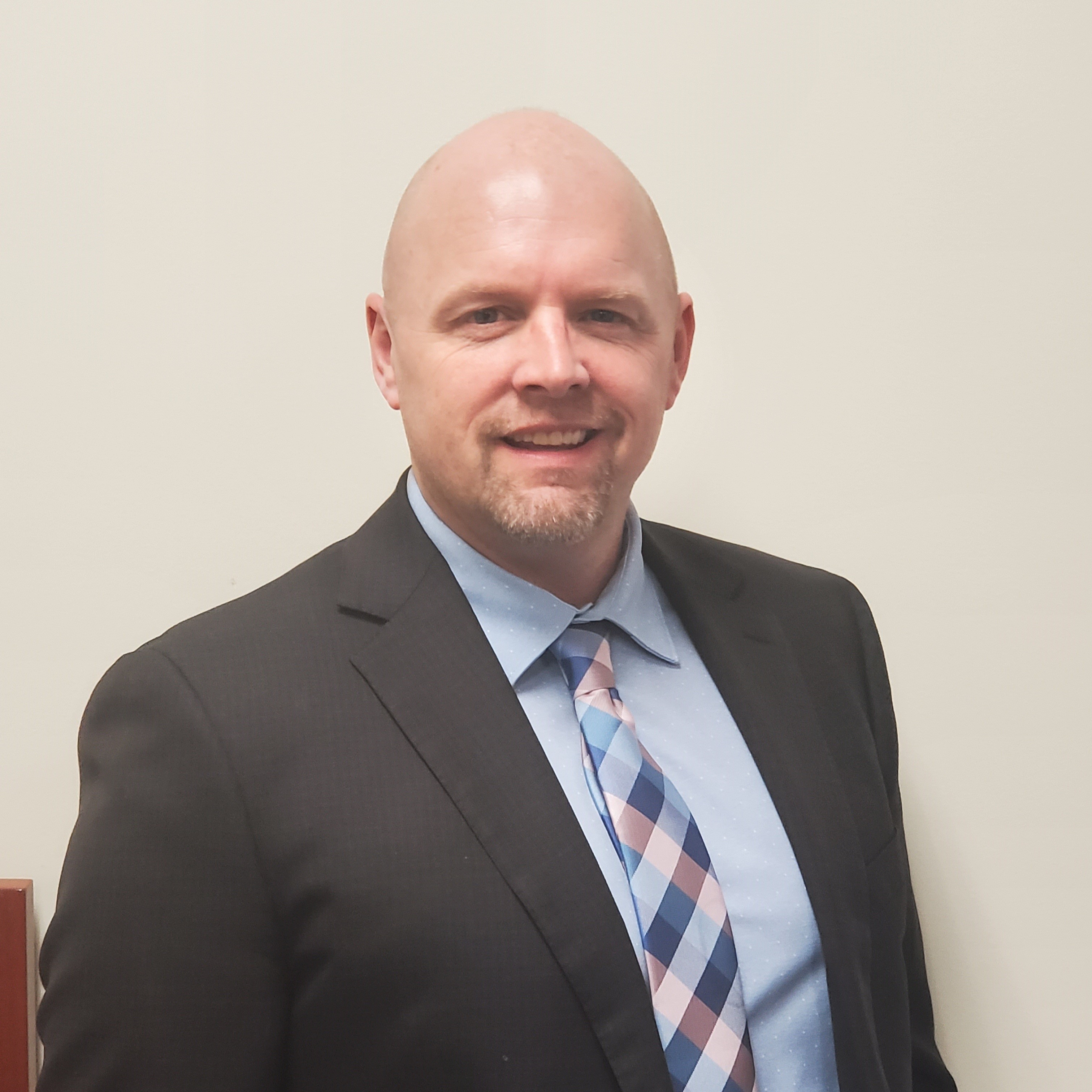 Toby Hatlevig - Financial Advisor in Rochester, MN 55901 | Merrill