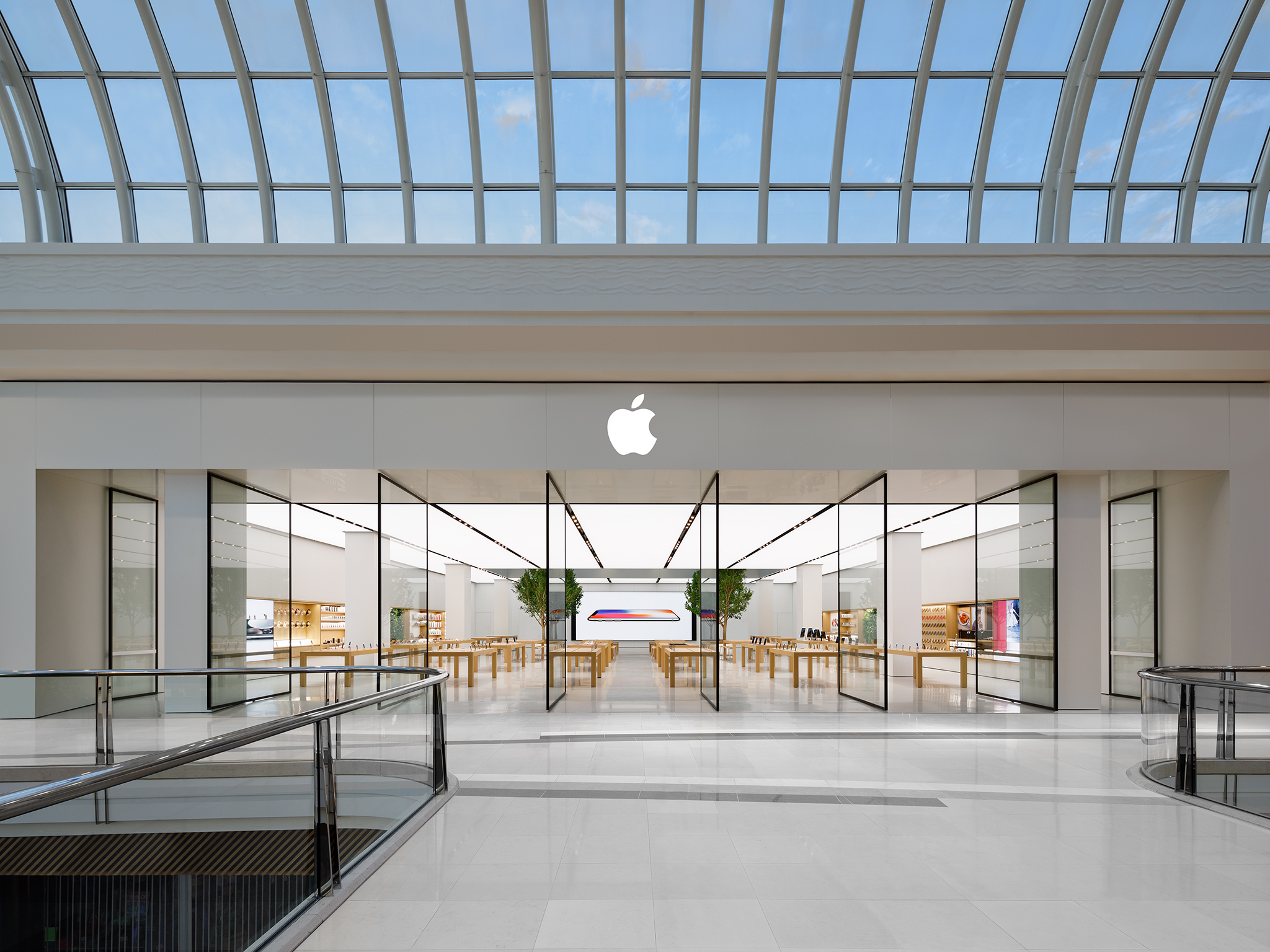 Apple Chadstone - Electricity And Electronics: Supplies (Retail) in ...