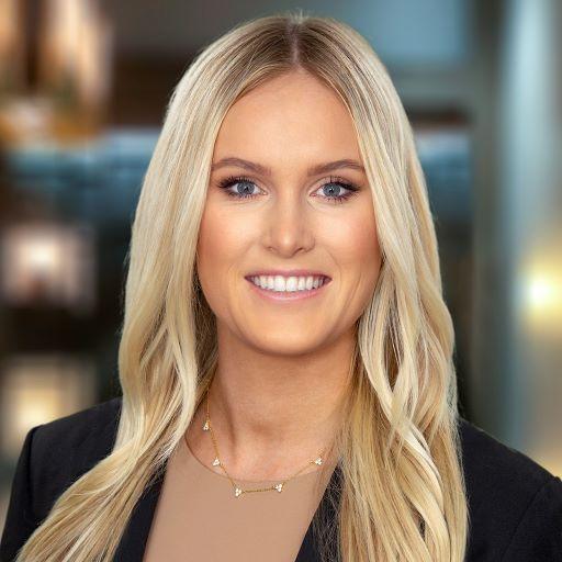 Brianna Dunn - Financial Advisor in San Francisco, CA 94104 | Merrill