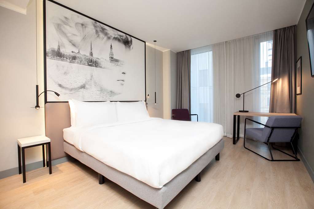 Mapstr - Lodging Radisson Blu Latvija Conference & Spa Hotel, Riga ...