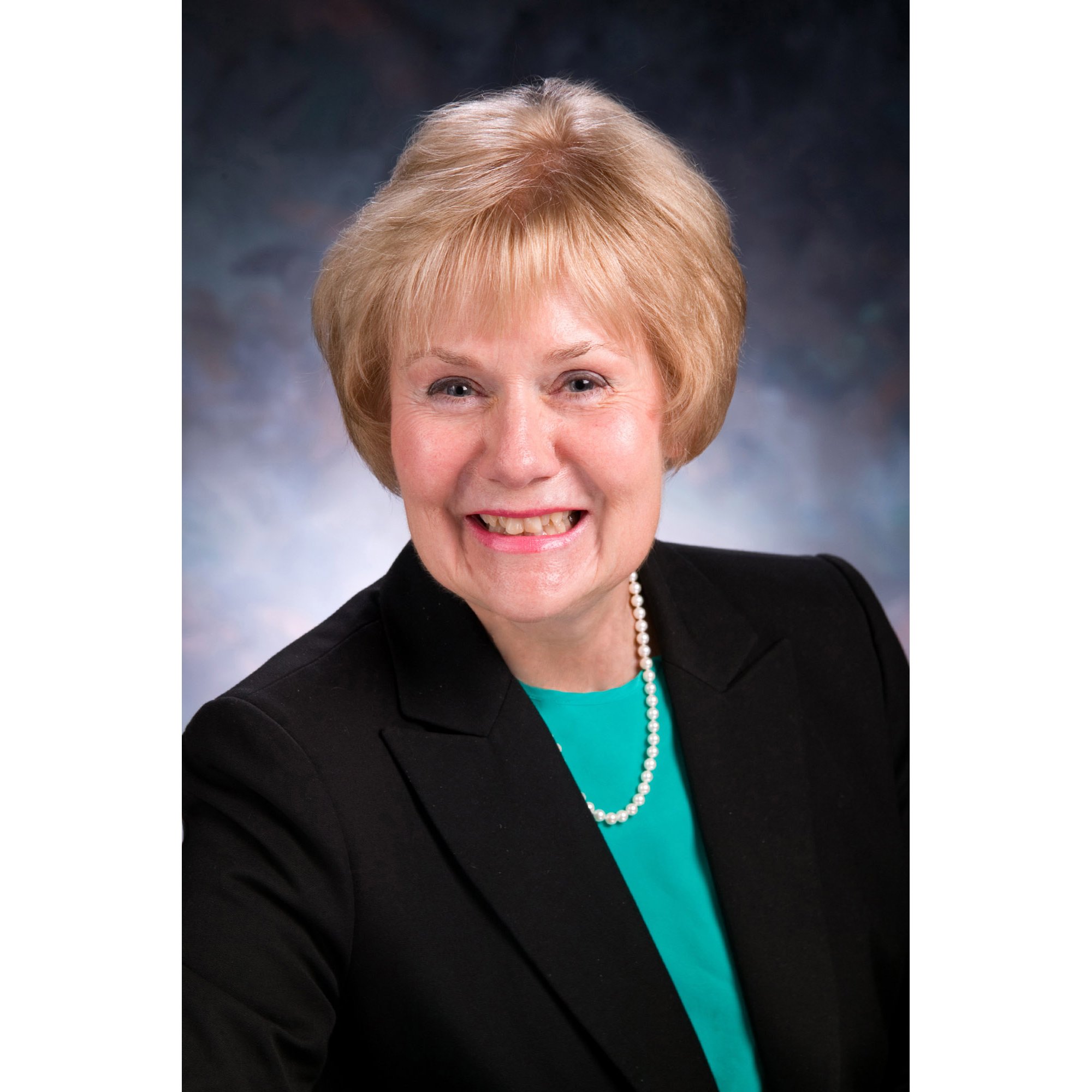 Dr. Dawn E. Springer, MD, Family Medicine | Mason, MI | WebMD