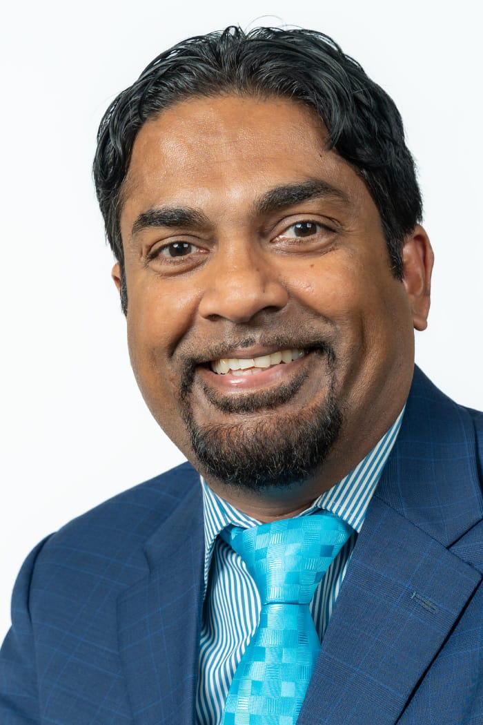 Dr. Ruzaik W. Ibrahim | Potsdam, NY | Cardiologist