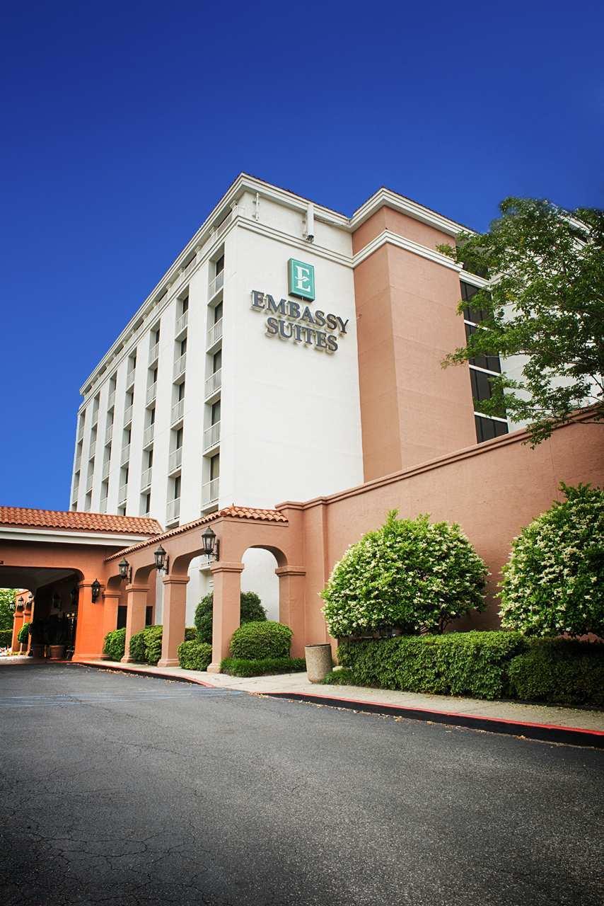 Embassy Suites by Hilton Baton Rouge - 4914 Constitution Avenue, Baton ...
