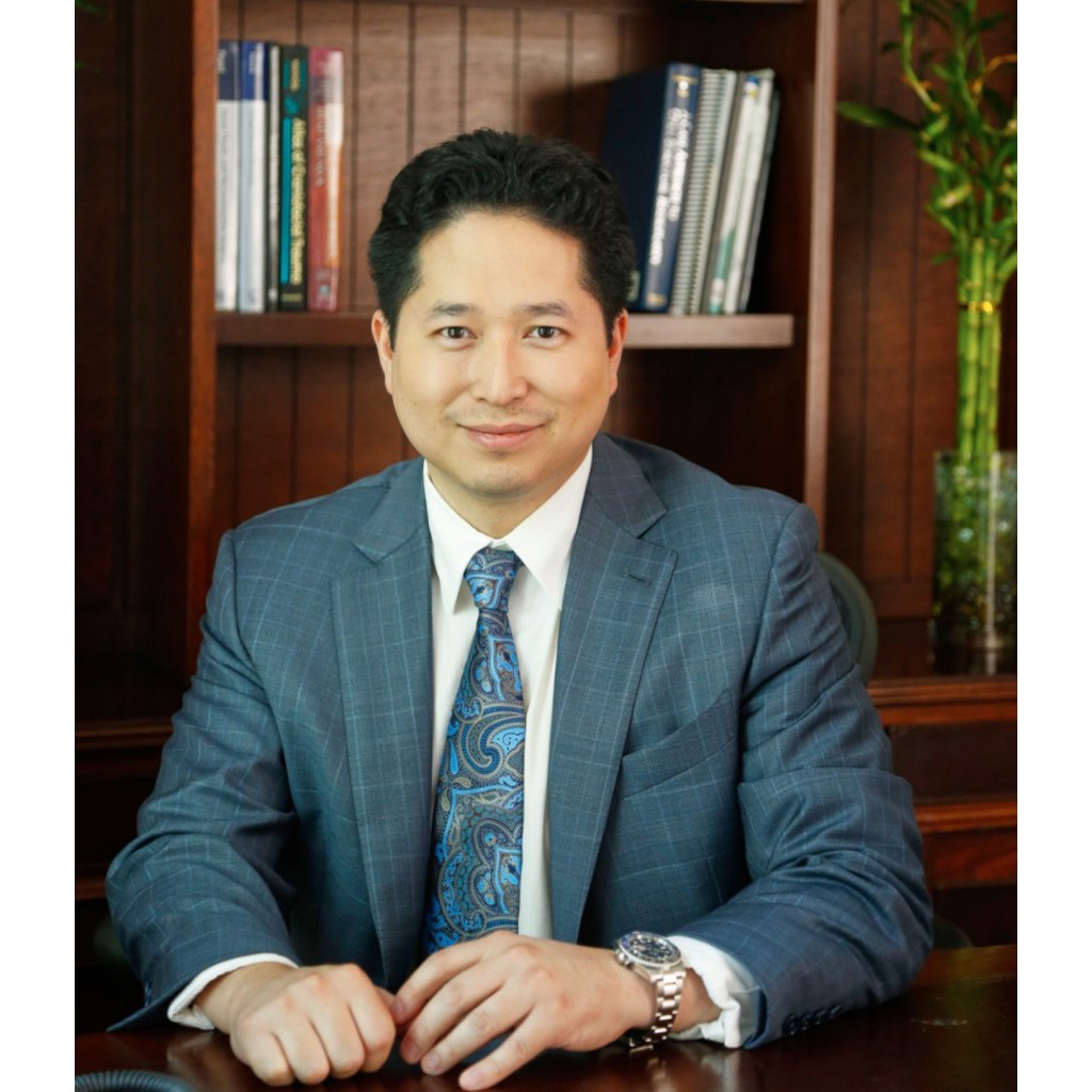 Dr. Johnny Mao, MD | Orange, CT | Plastic Surgeon