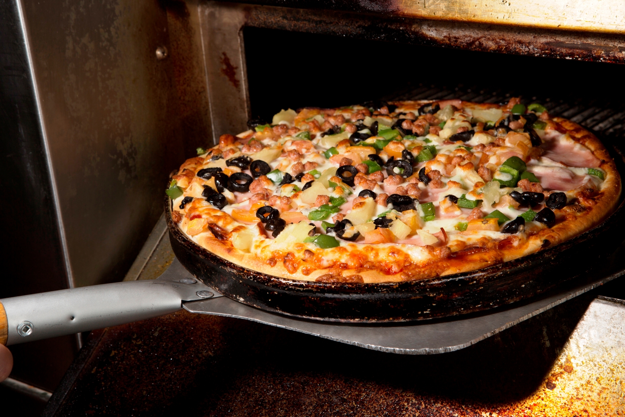 Morgan's Pizza, Medicine Hat AB | Ourbis