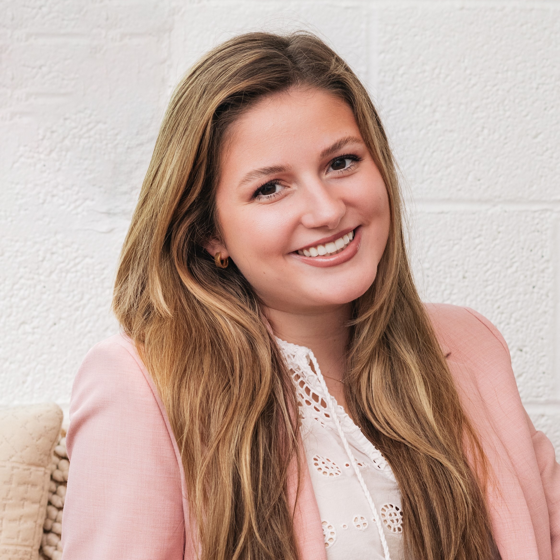 Olivia Broussard - Financial Advisor in Austin, TX 78701 | Merrill