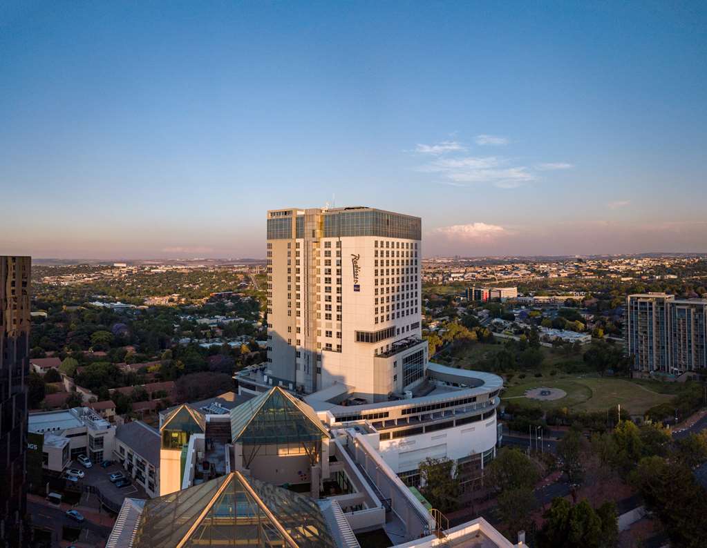 RADISSON BLU HOTEL SANDTON, JOHANNESBURG