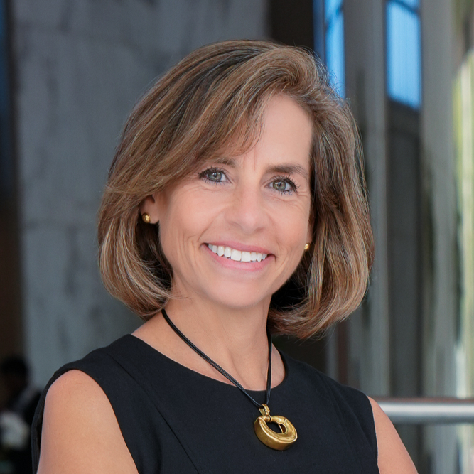 Pilar Urrego - Financial Advisor in Miami, FL 33131 | Merrill