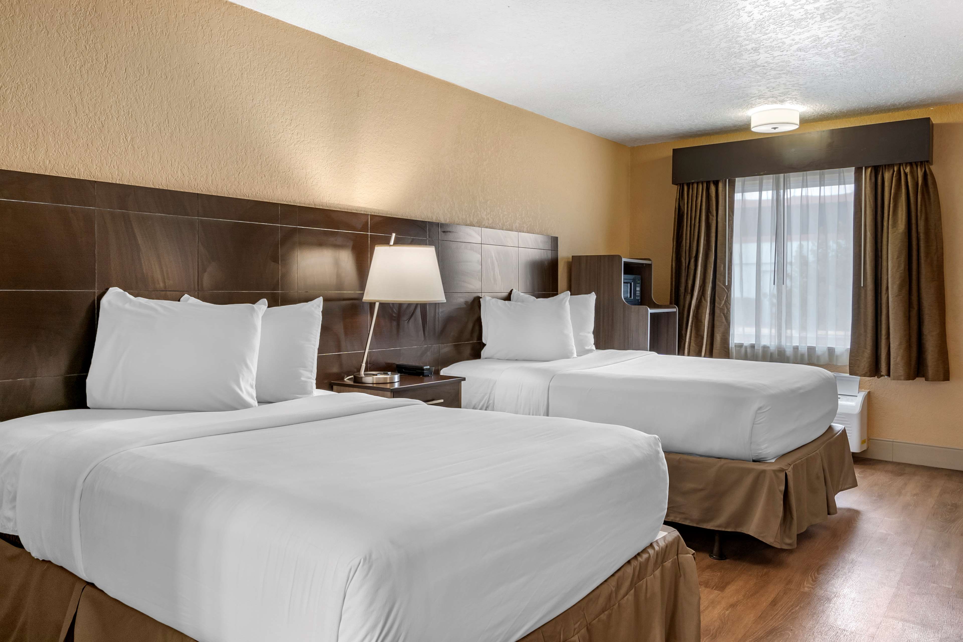 Best Western Space Shuttle Inn, 3455 Cheney Hwy, Titusville, FL, Hotels ...