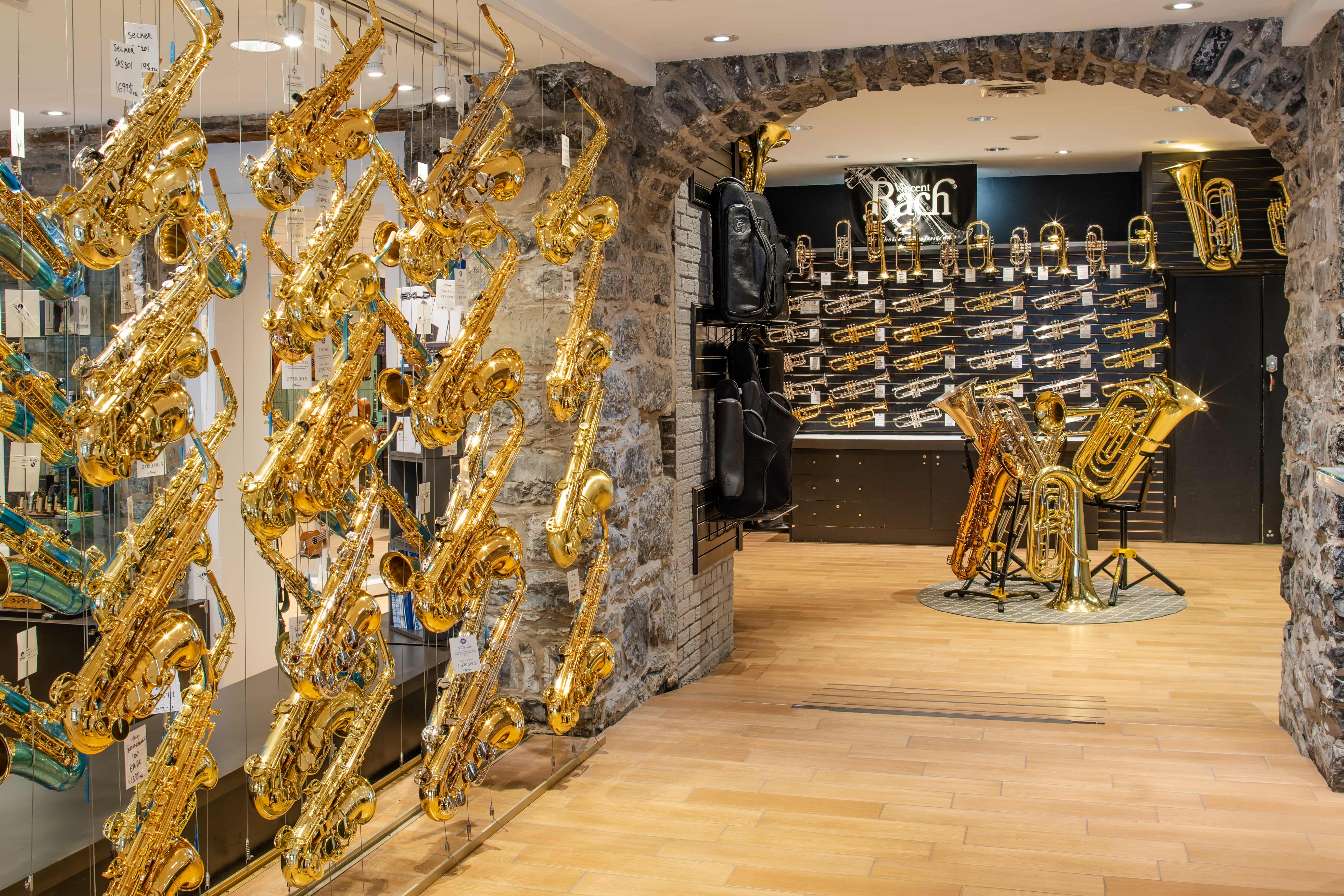 Twigg Musique Montréal | Musical Instrument Stores