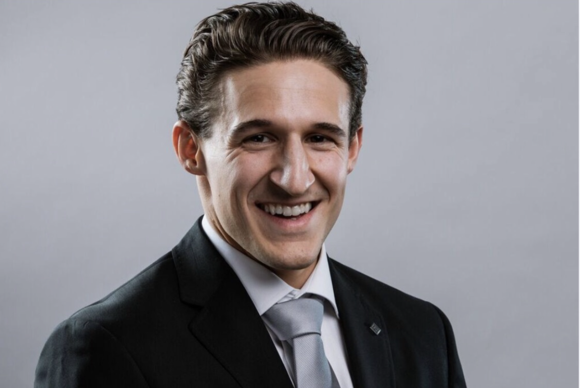 Robert Ebert - Financial Advisor in Bellevue, WA 98004 | Merrill