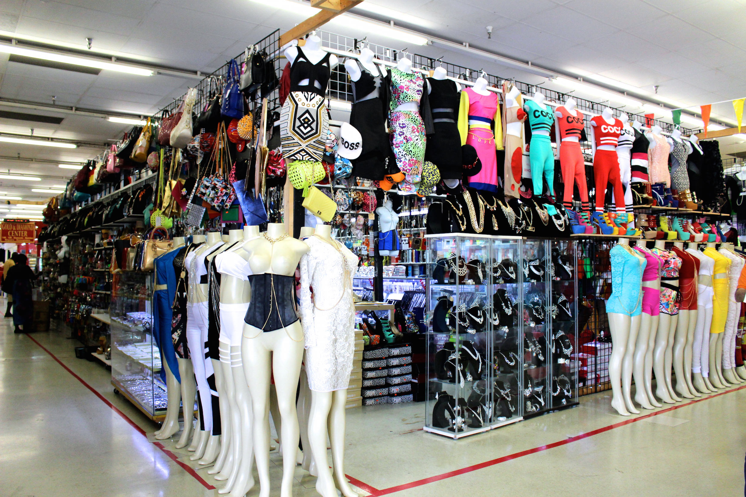 Magic Mall Plaza - Orlando, FL - Business Profile