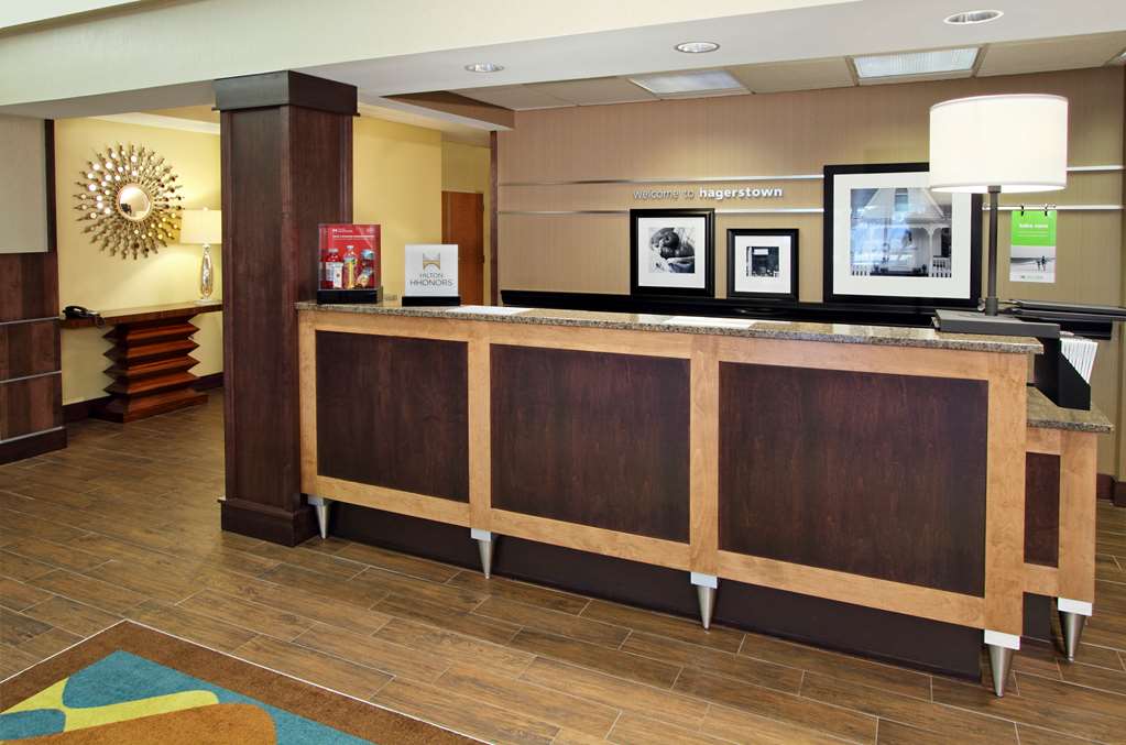 Hampton Inn Hagerstown, 1716 Dual Highway, Hagerstown, MD ...