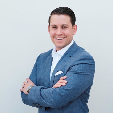 Andres Leon - Financial Advisor in Miami, FL 33131 | Merrill