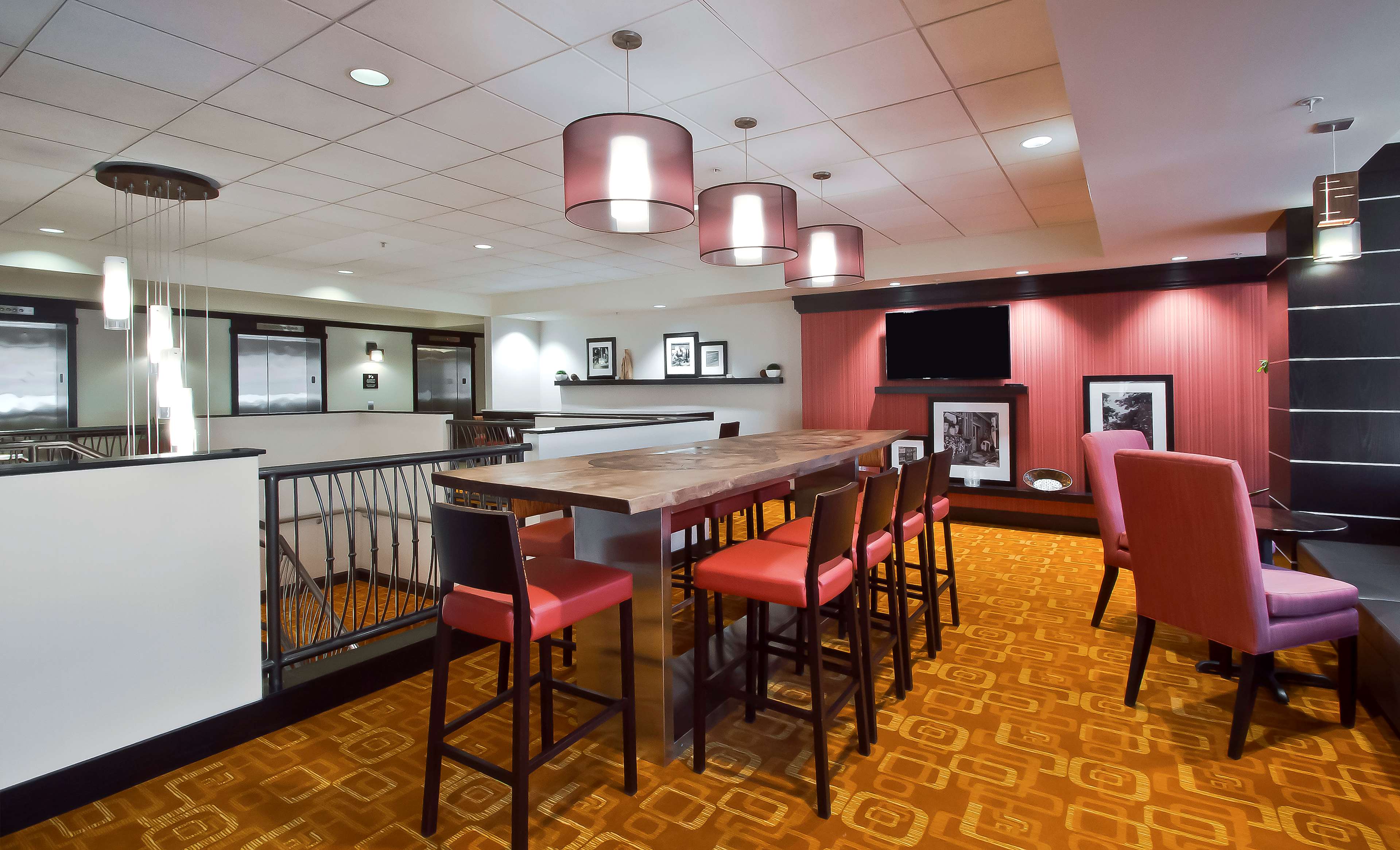 Hampton Inn & Suites Columbus-Downtown, 501 North High Street, Columbus ...