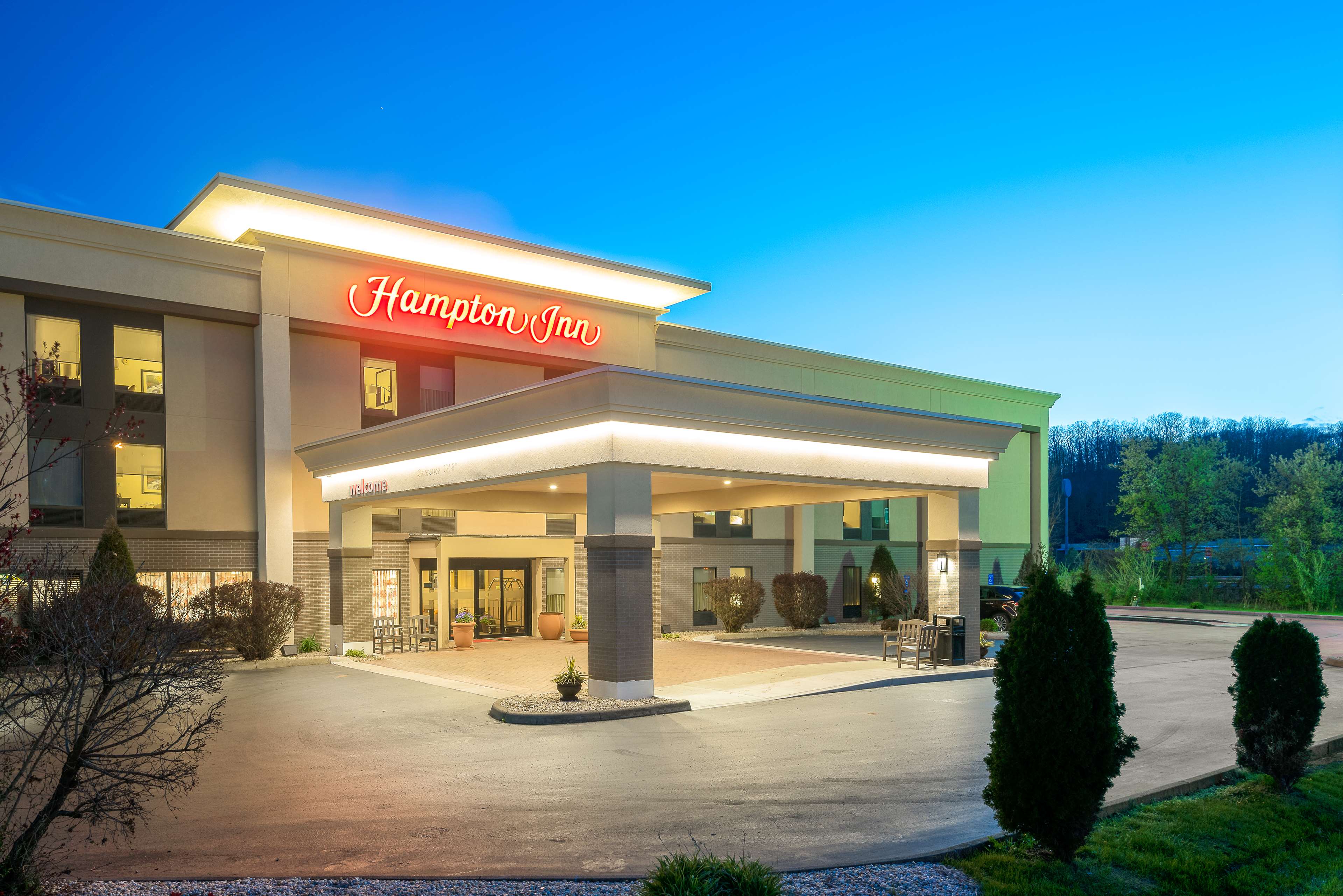 Hampton Inn Parkersburg-Mineral Wells, 64 Elizabeth Pike, Mineral Wells ...