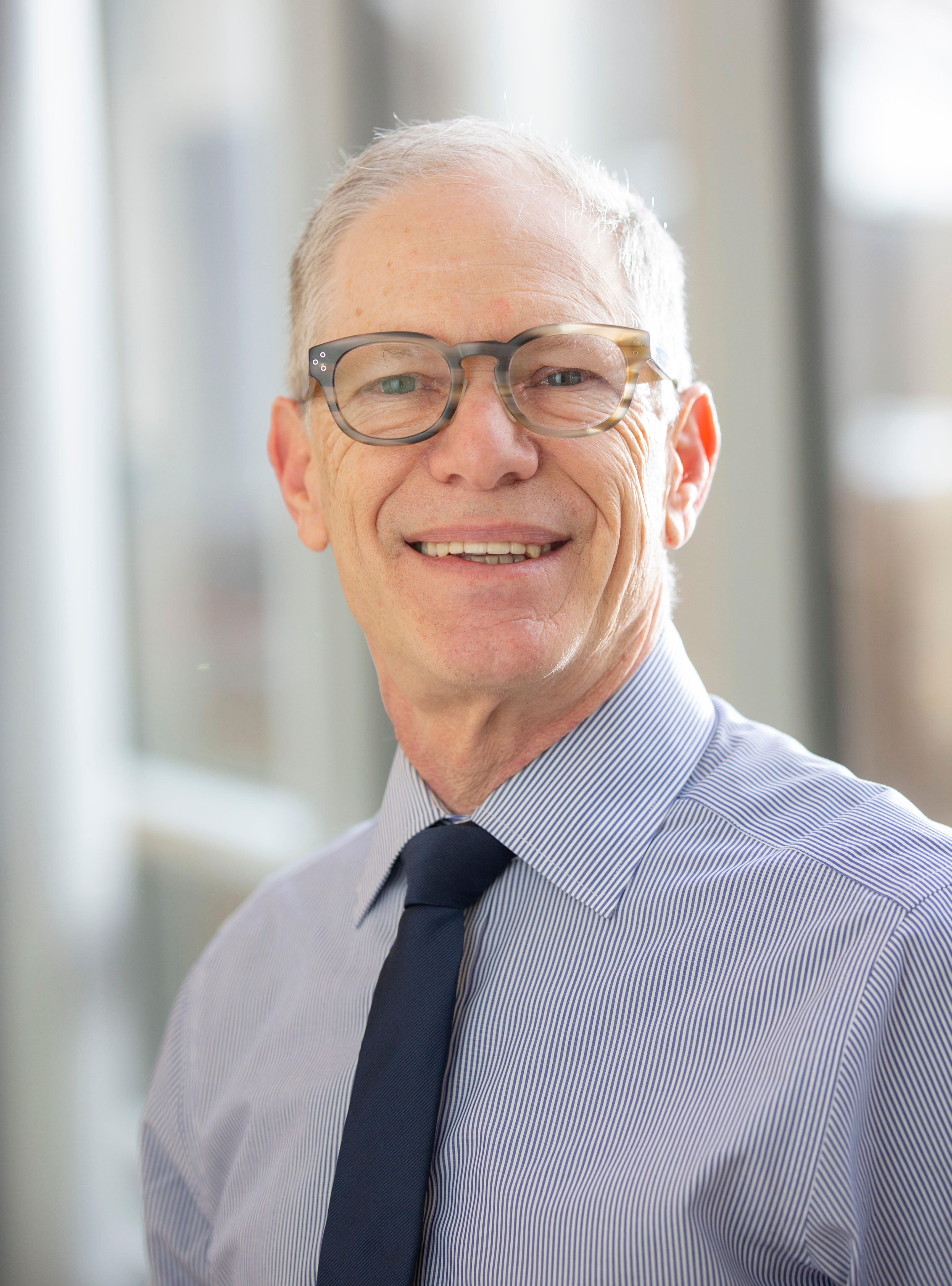 Daniel Small, MD: Lawrenceville, NJ