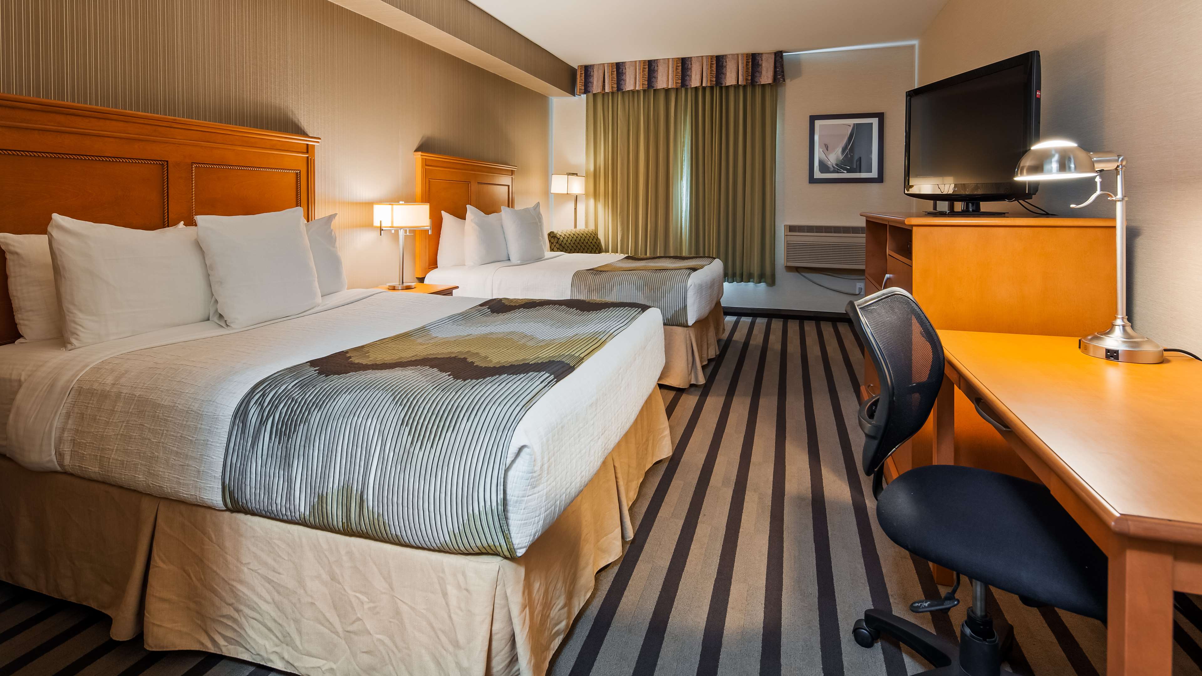 Best Western King George Inn & Suites, Surrey BC | Ourbis