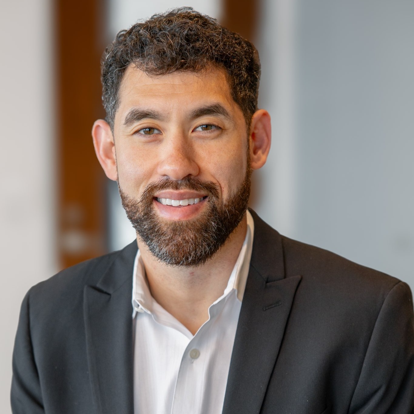 Louis Feinberg - Financial Advisor in Bellevue, WA 98004 | Merrill