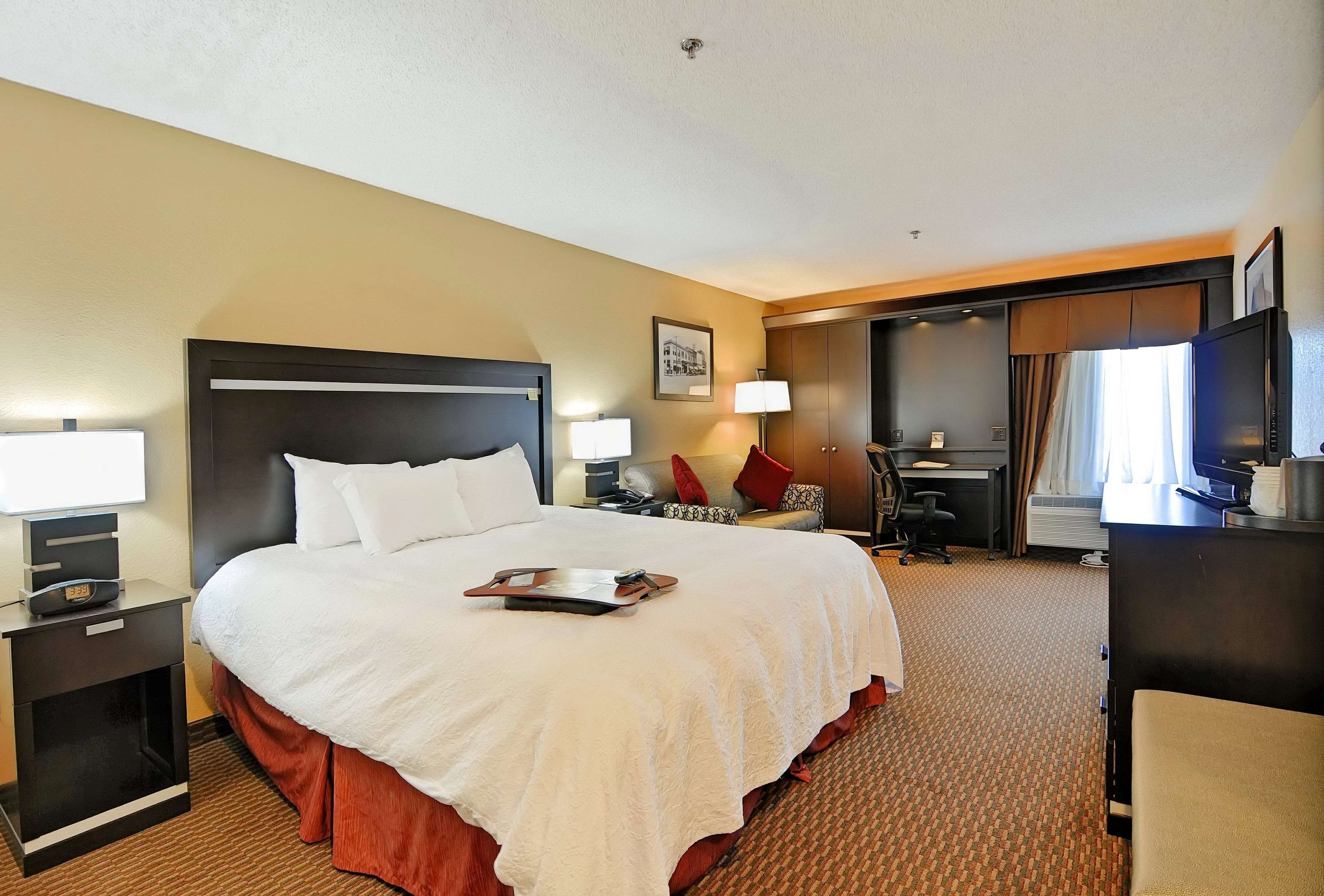 Hampton Inn Athens, 1821 Holiday Dr, Athens, TN, Hotels & Motels - MapQuest