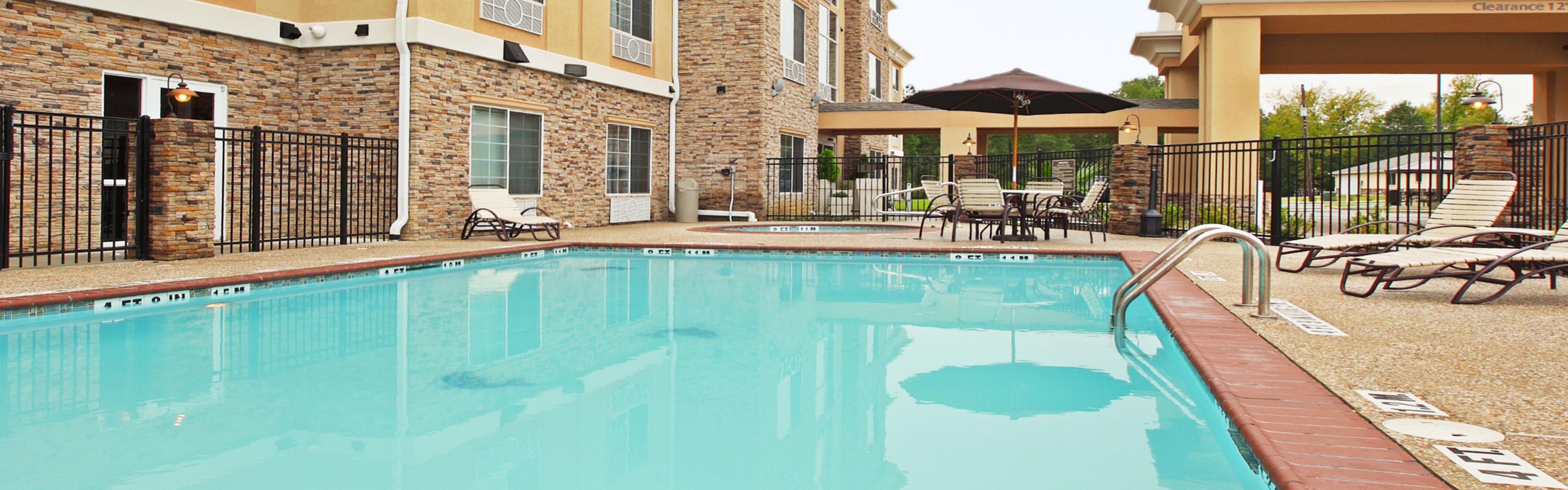 Holiday Inn Express & Suites Carthage 9036938585 Hotels & Motels ...