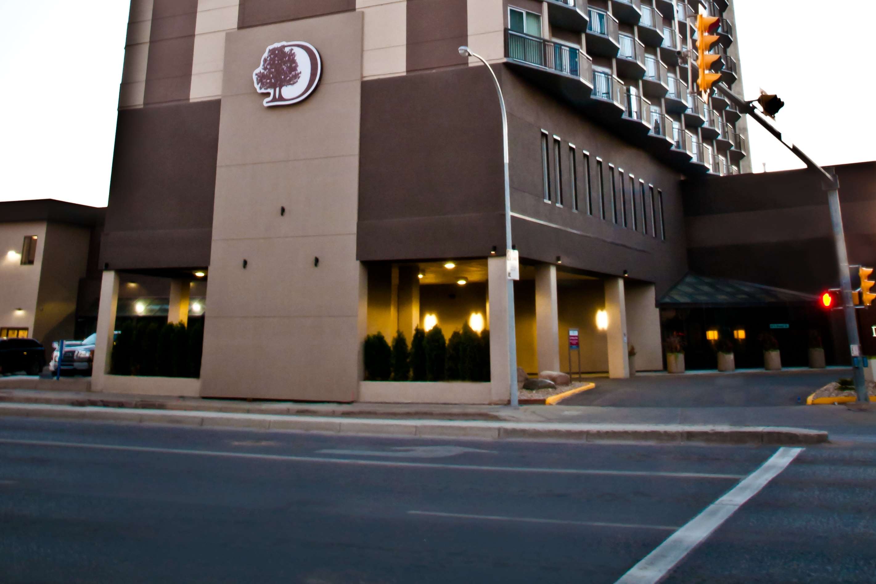 DoubleTree by Hilton Hotel & Conference Centre Regina, Regina SK | Ourbis