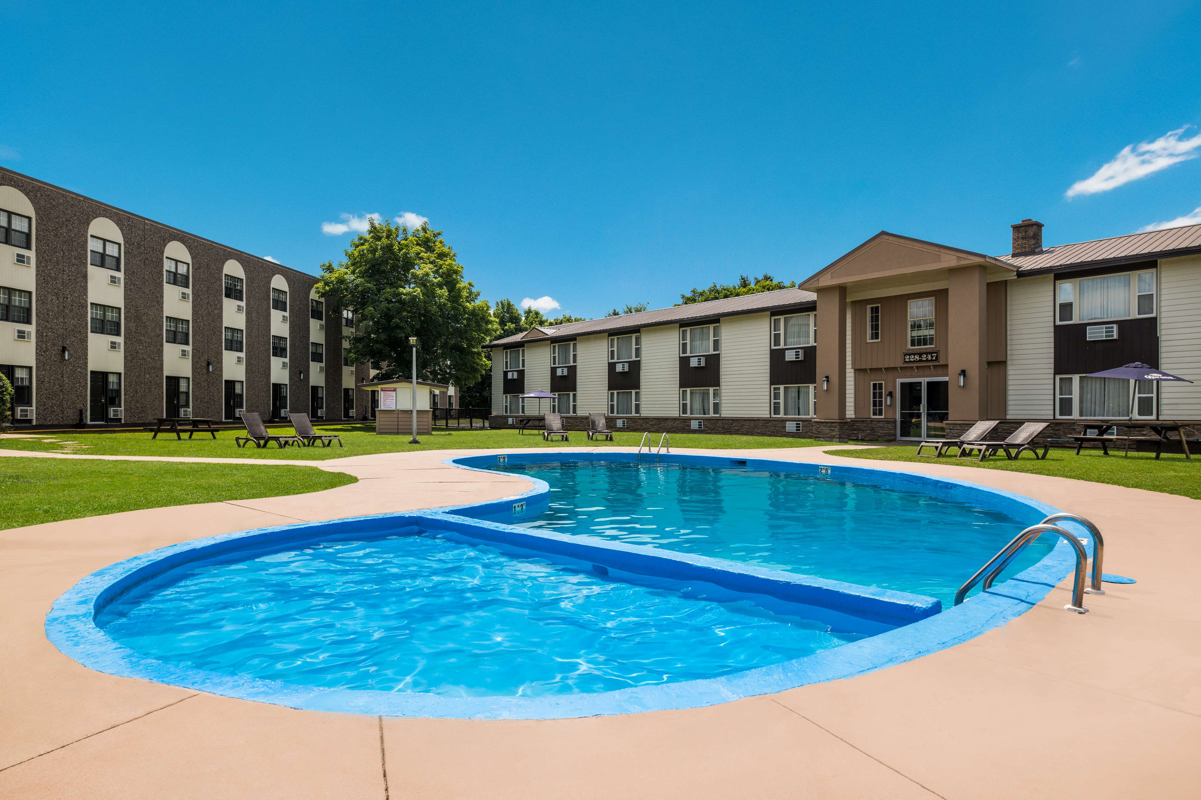 Best Western Truro - Glengarry, Truro NS | Ourbis