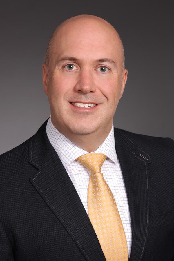 Edward Jones Financial Advisor Richard Nelson CFP In Oakville 635