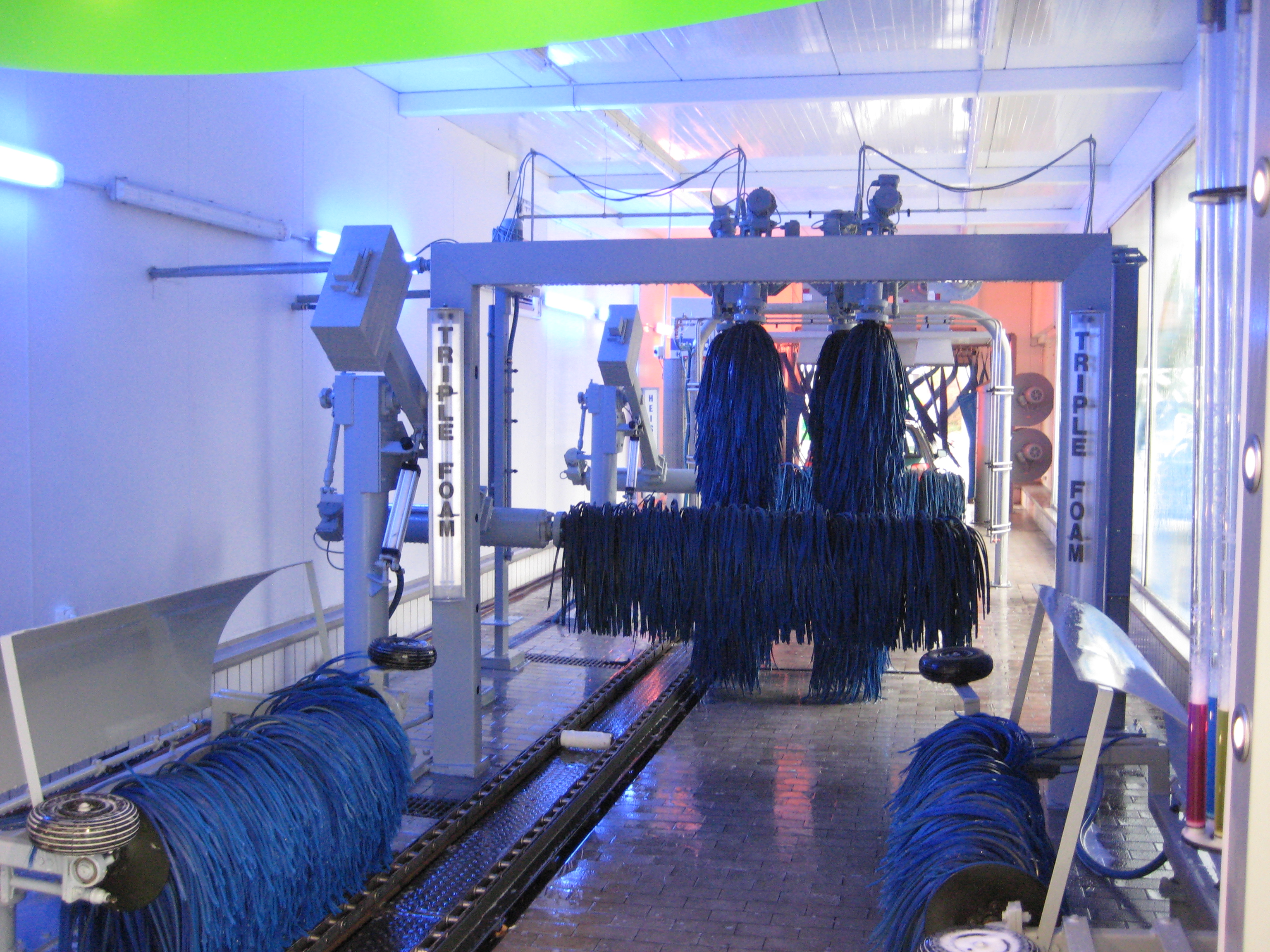 IMO Car Wash Autoreinigung in Darmstadt Otto-Röhm-Str. 68