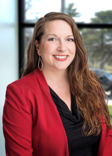 Hannah McSpadden - Financial Advisor in Leawood, KS 66211 | Merrill