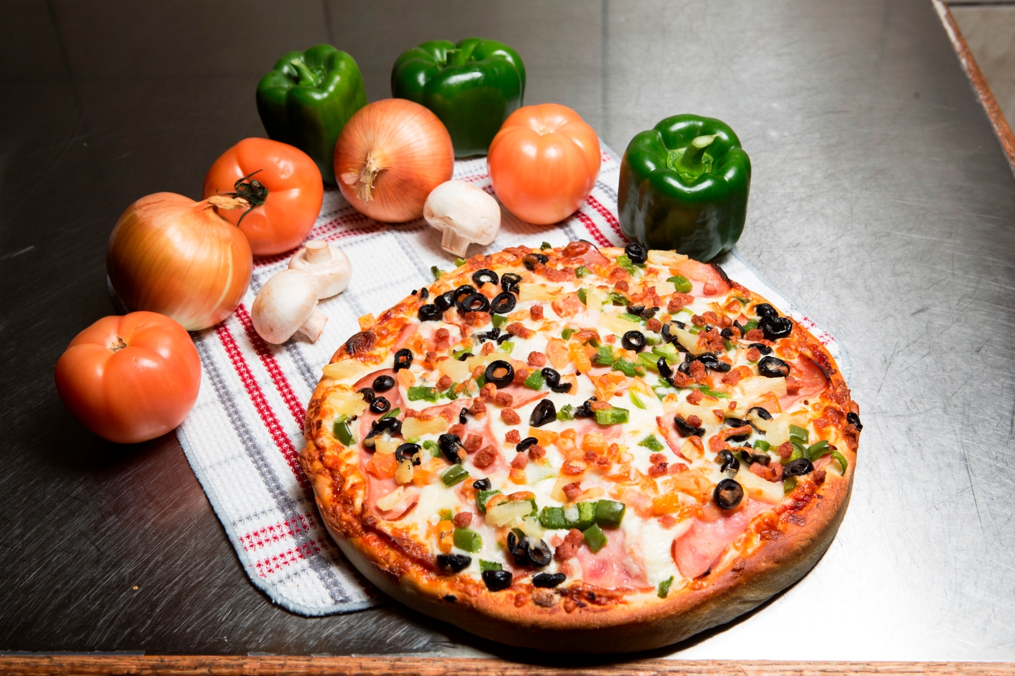 Morgan's Pizza, Medicine Hat AB | Ourbis