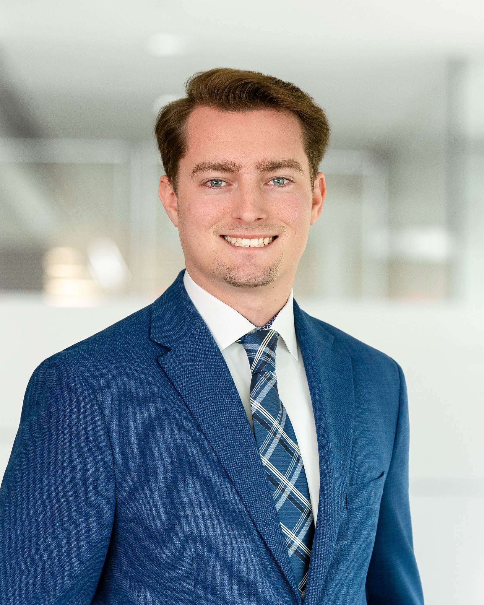 Nick Hathaway - Financial Advisor in Manchester, NH 03101 | Merrill