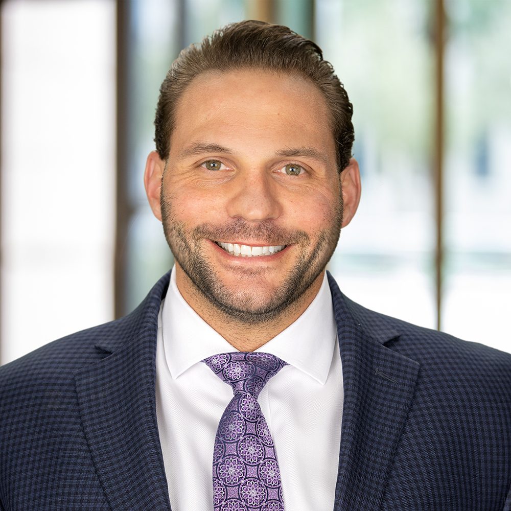 Kyle Griege - Financial Advisor in Clayton, MO 63105 | Merrill