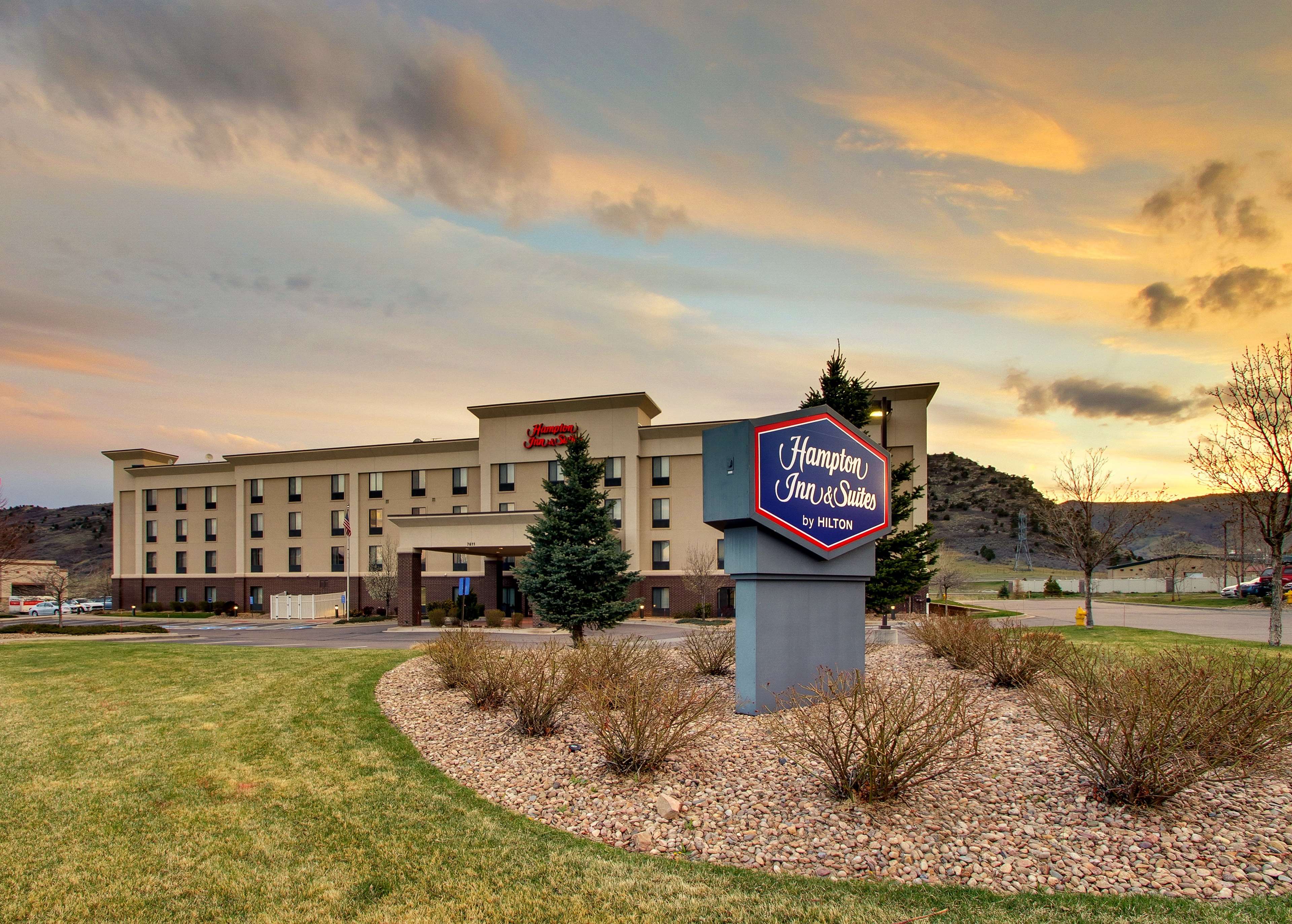 HAMPTON INN & SUITES DENVER LITTLETON