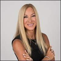 Adrienne Hiatt - Financial Advisor in Punta Gorda, FL 33950 | Merrill