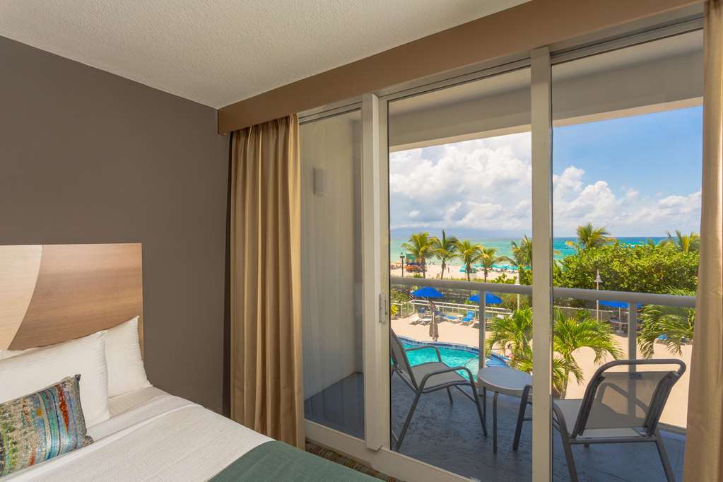 Best Western Plus Atlantic Beach Resort - Hotel - Miami Beach, FL 33140