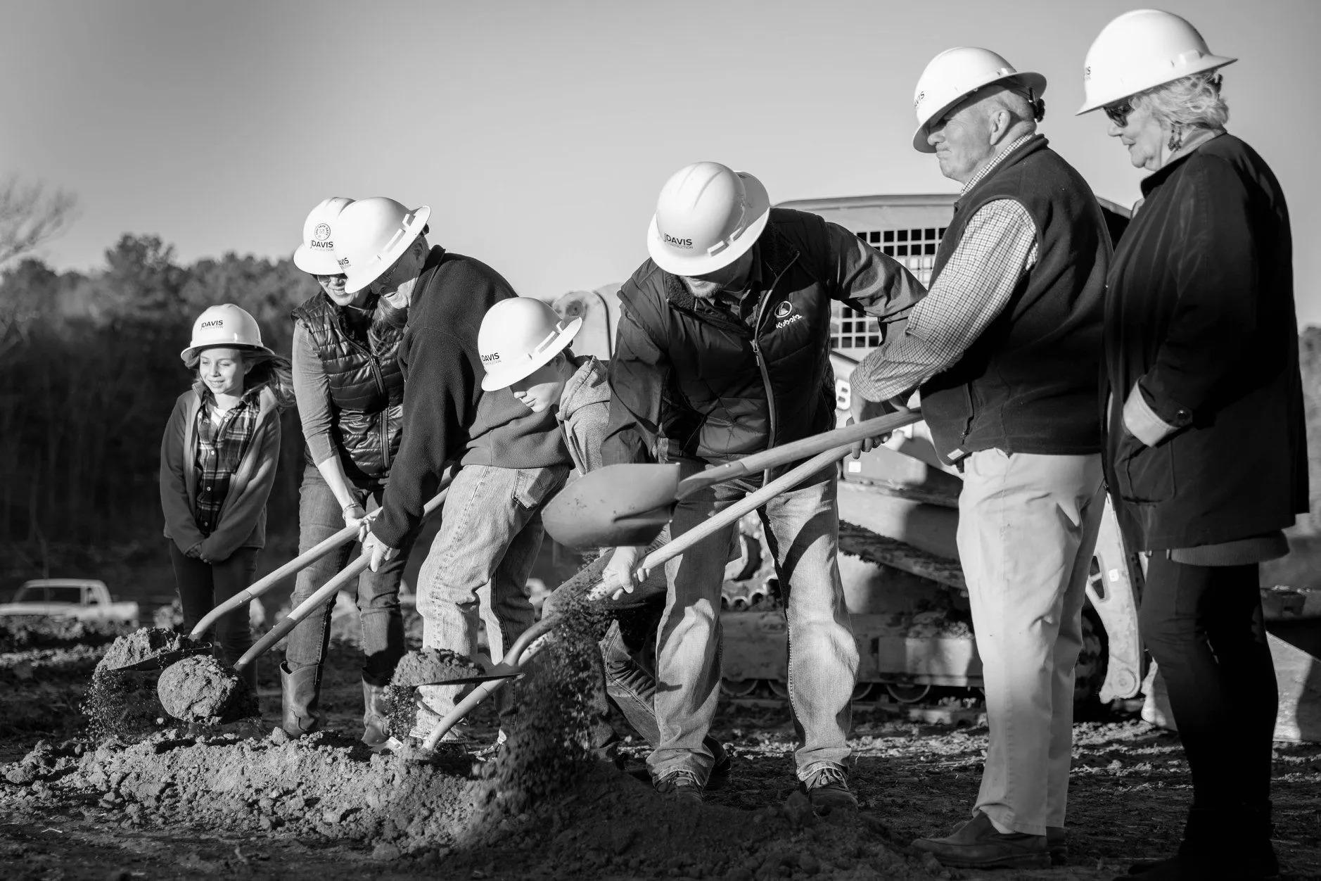 Oakway Tractor Inc, 273 Oakway Tractor Dr, Seneca, SC, Farm Equipment ...