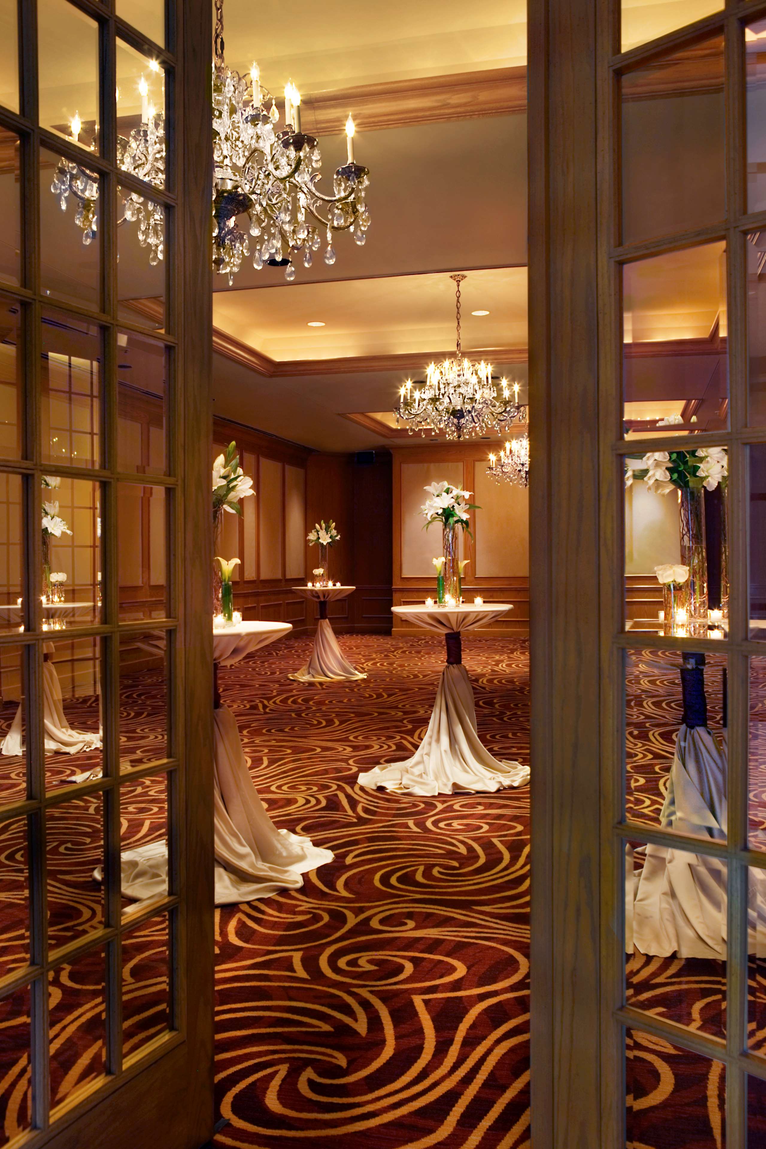 Hilton Rosemont/Chicago O'Hare, 5550 N River Rd, Rosemont, IL, Hotels ...